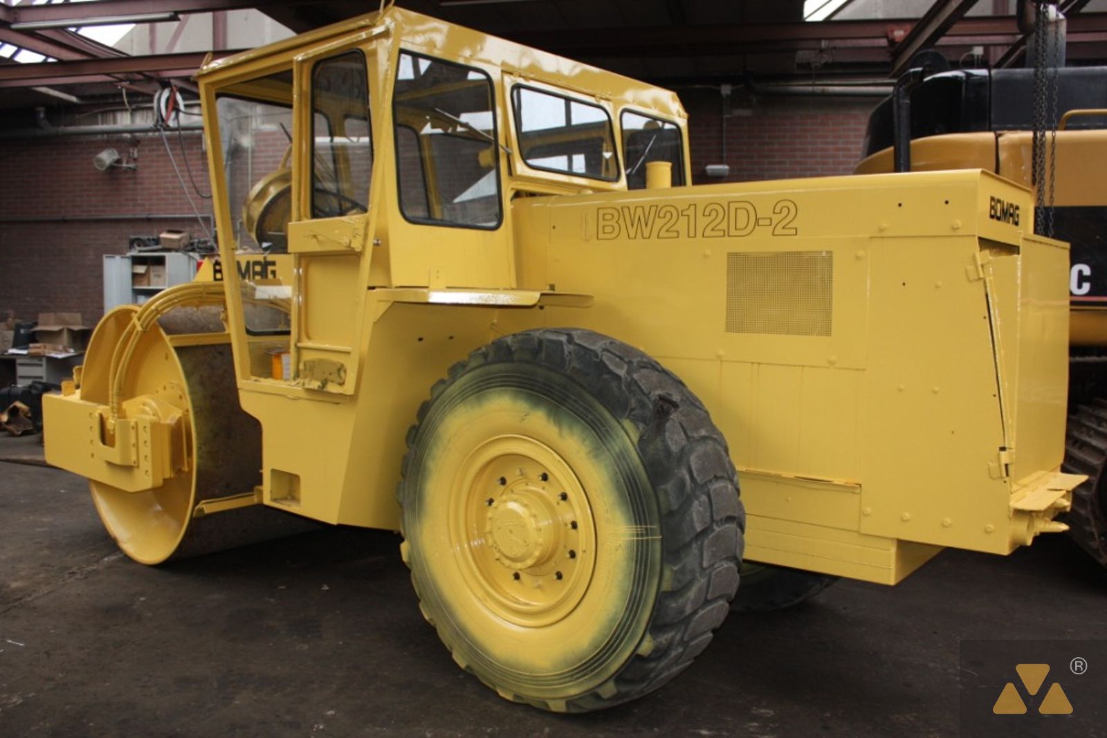 Delta Machinery | Bomag BW212D-II