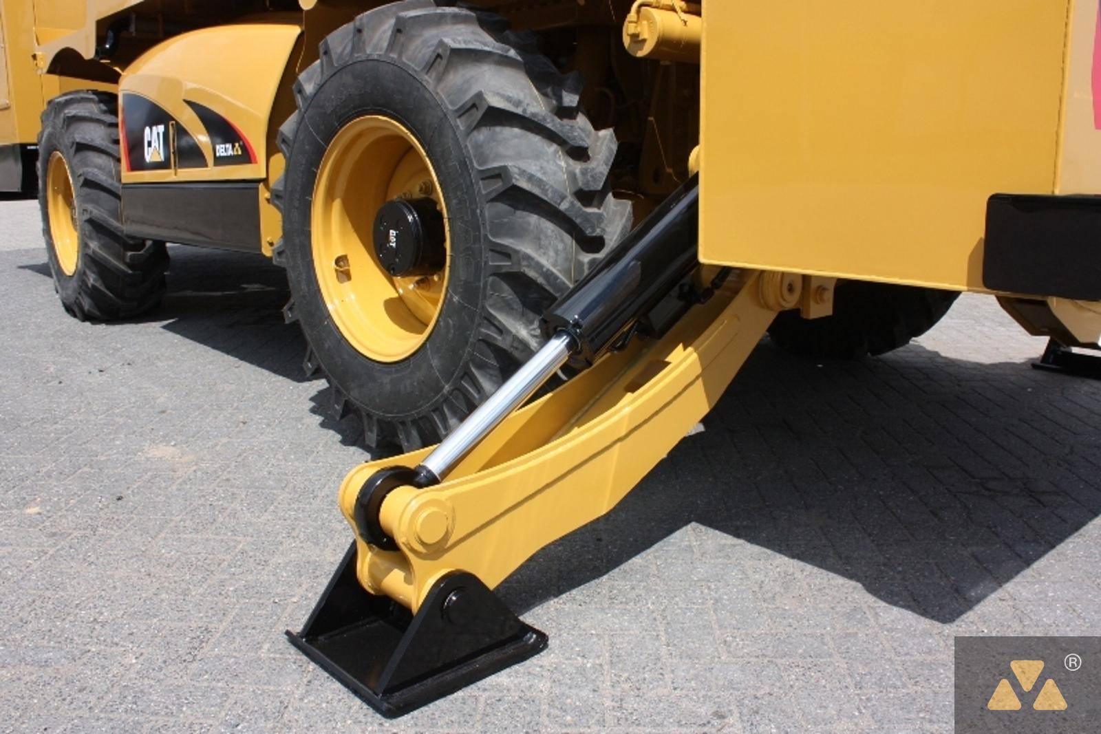 Delta Machinery | Caterpillar TH360B