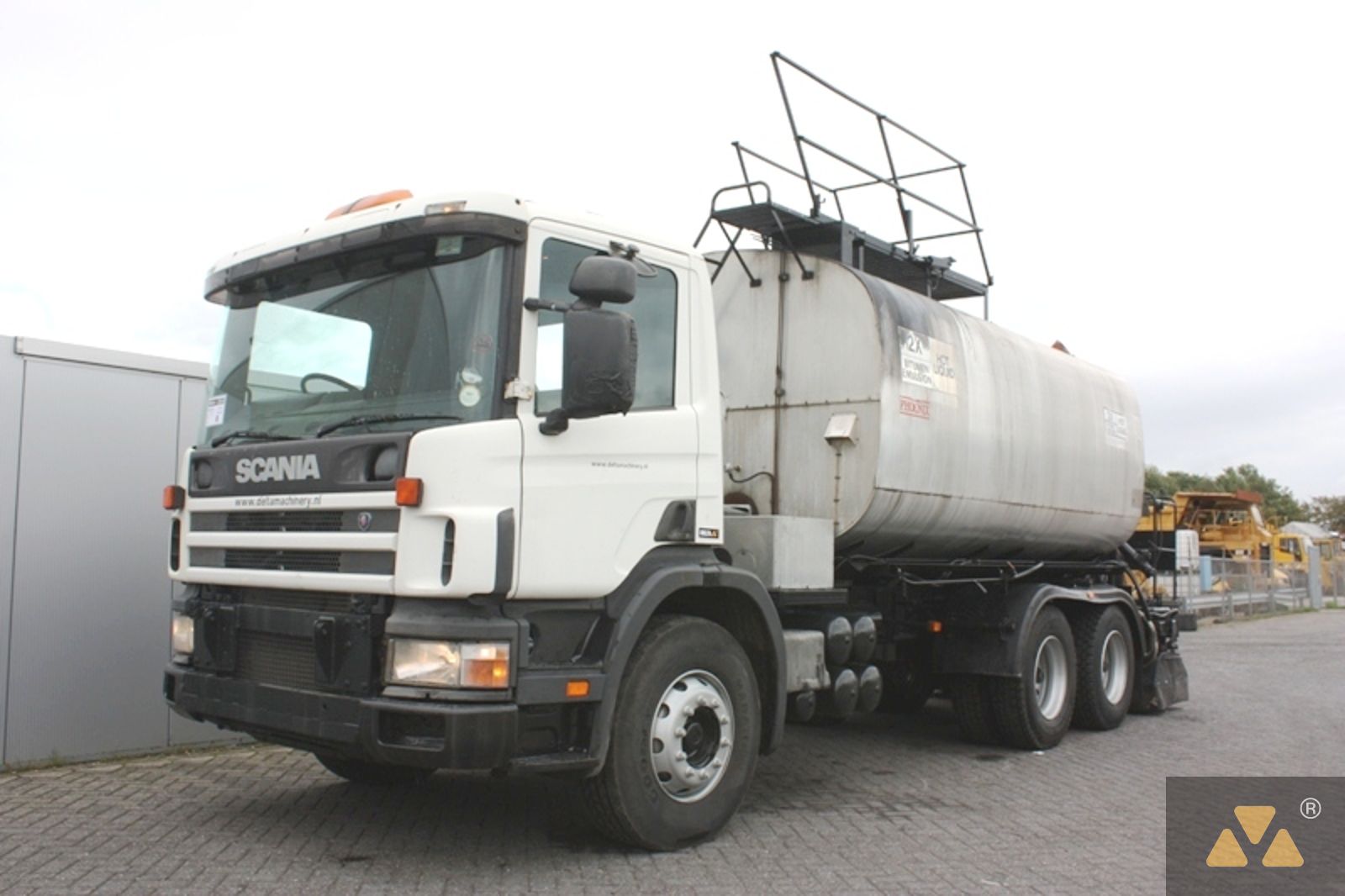 Delta Machinery | Scania P124