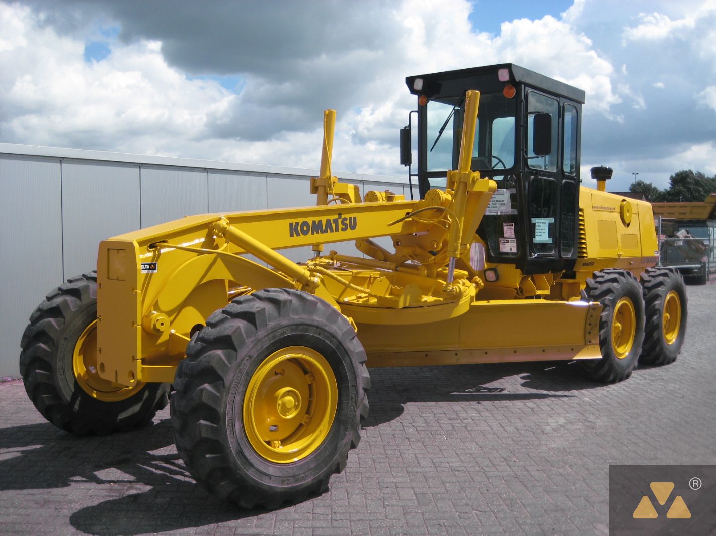 Delta Machinery | Komatsu GD650A-2