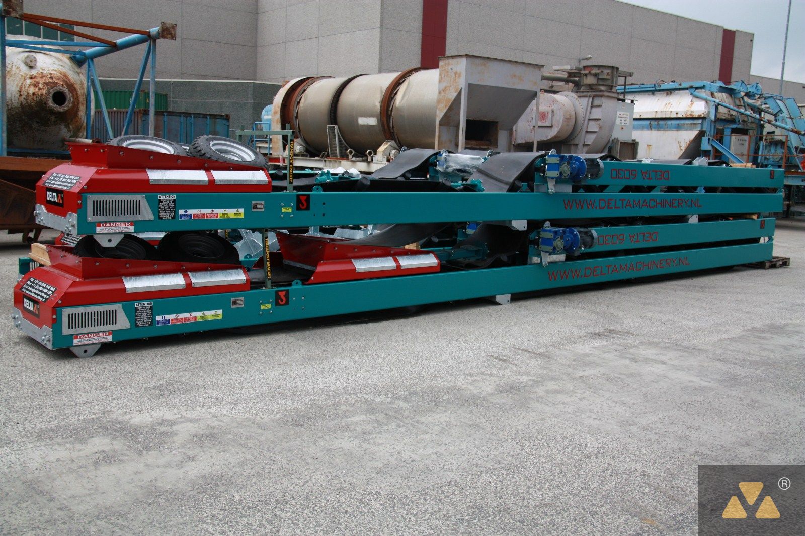 Delta Machinery | Delta DM6030E stockpiling conveyor