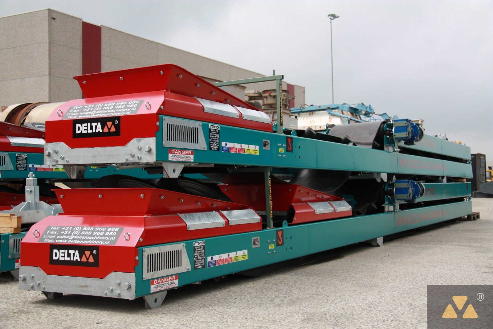 Delta Machinery | Delta DM6030E stockpiling conveyor