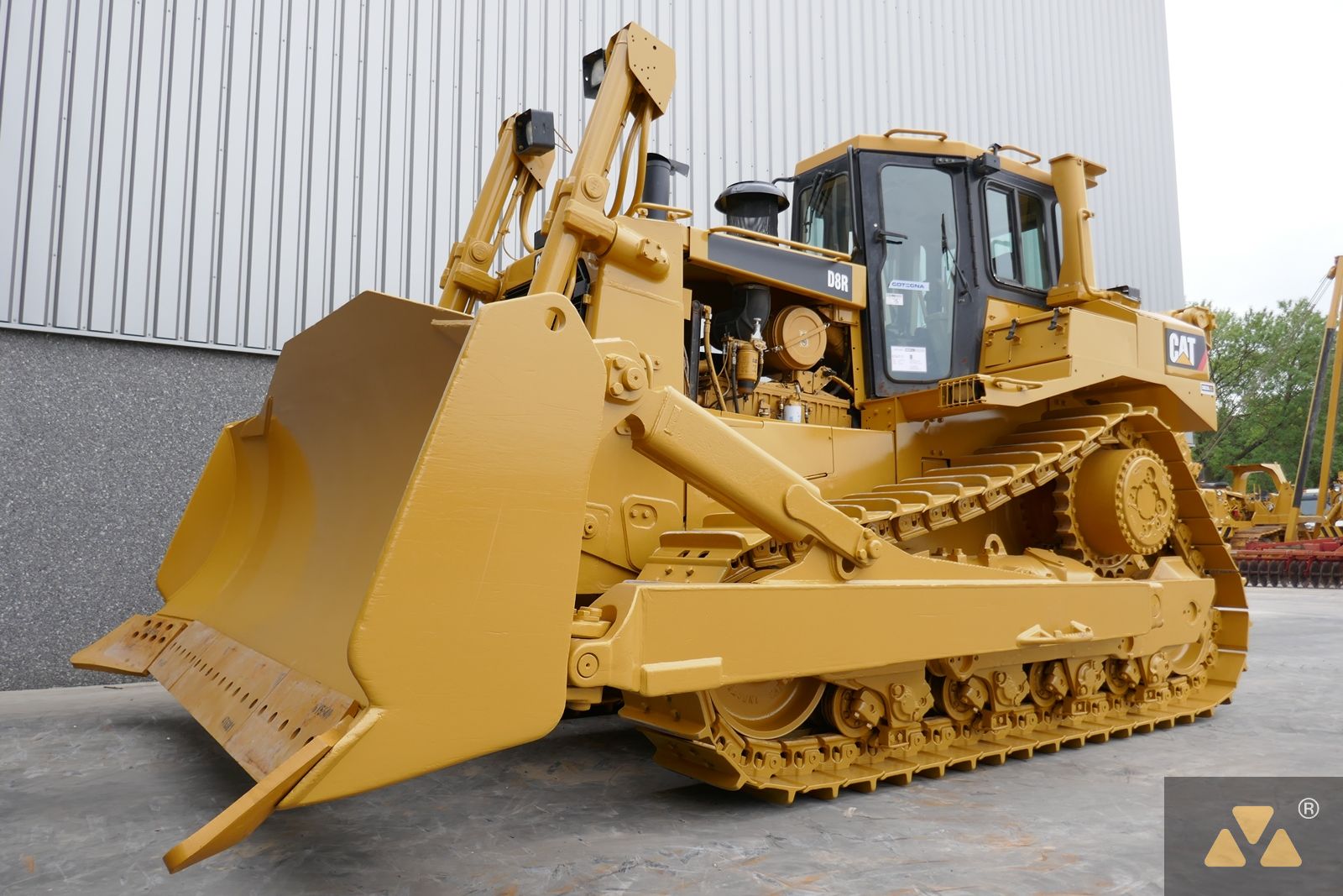 Delta Machinery | Caterpillar D8R