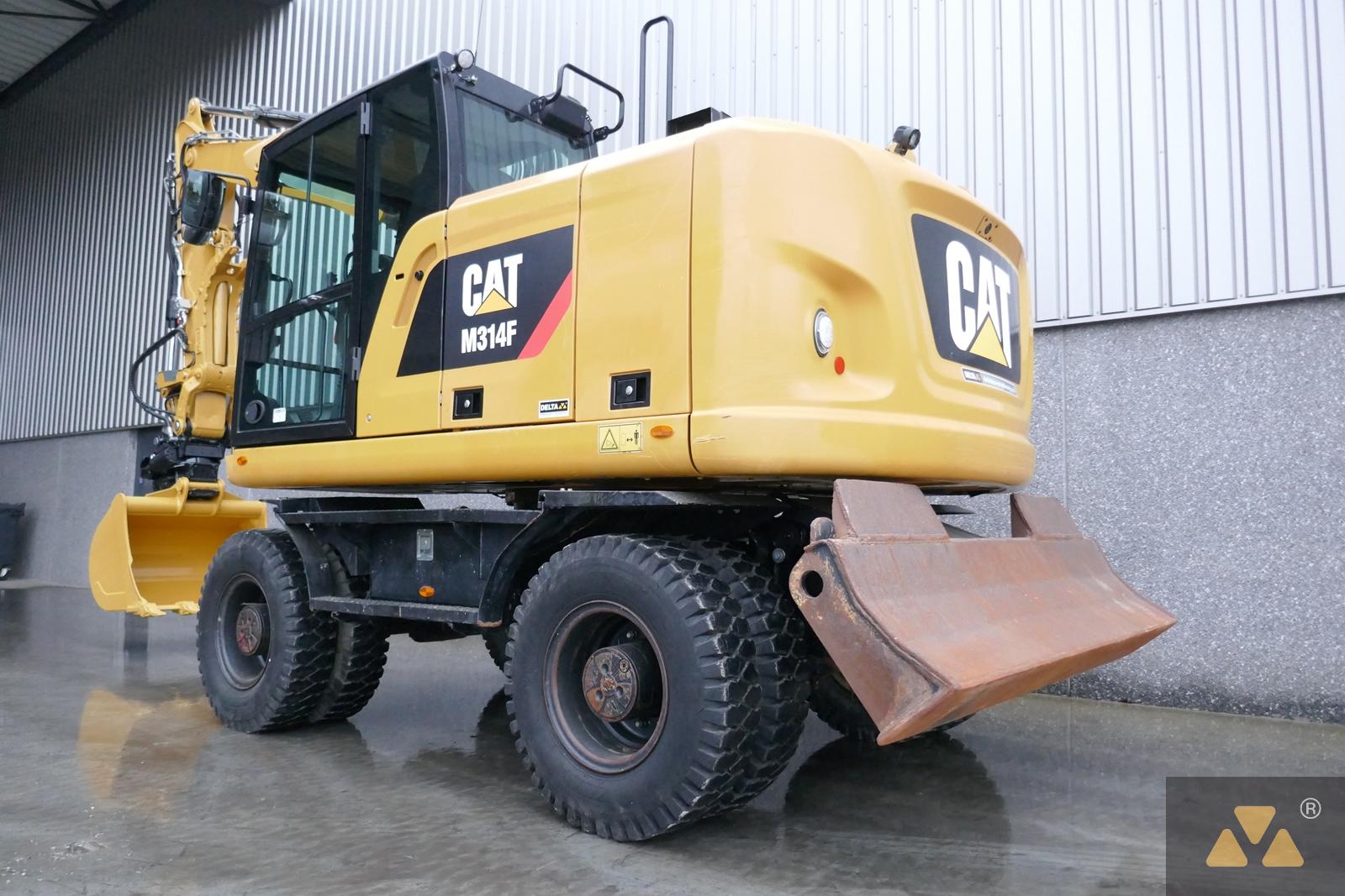 Delta Machinery | Caterpillar M314F - Low hours - Dozer blade - VA boom