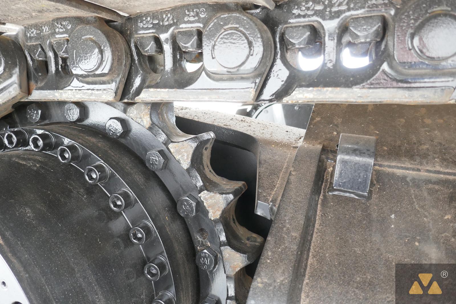 Delta Machinery | Caterpillar 349FL - Counterweight removal device