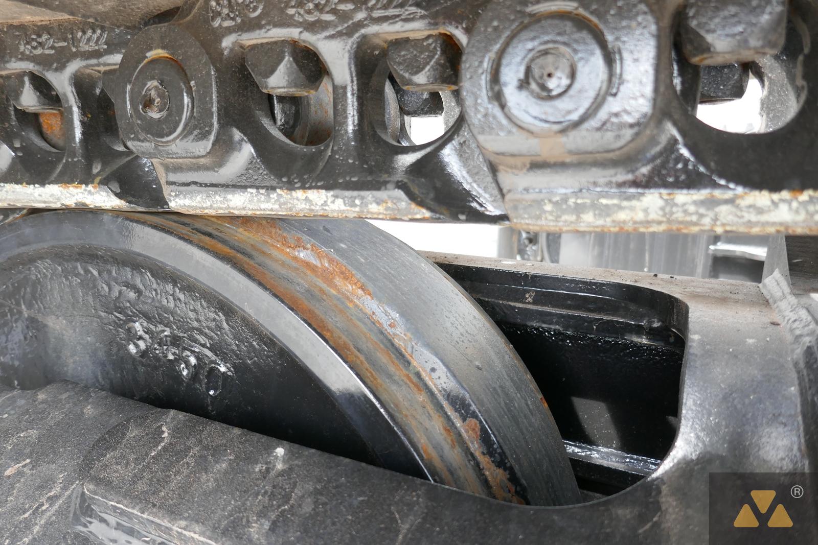 Delta Machinery | Caterpillar 349FL - Counterweight removal device