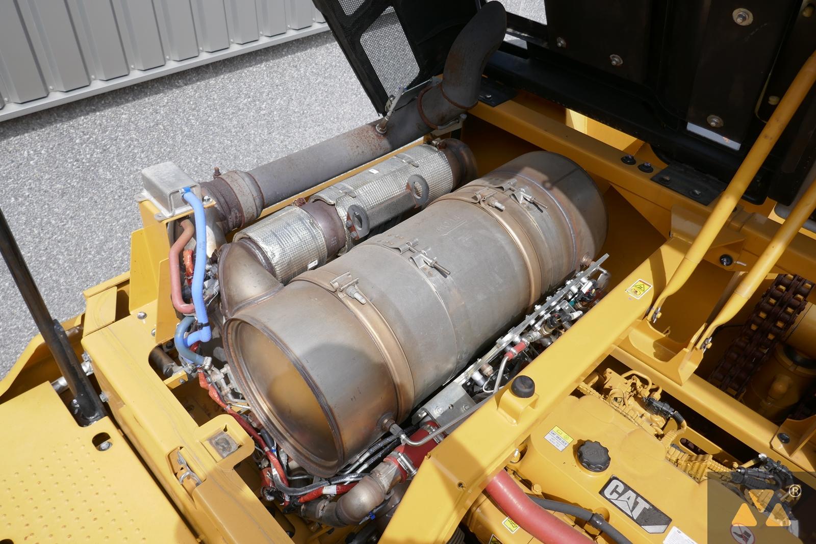 Delta Machinery | Caterpillar 349FL - Counterweight removal device