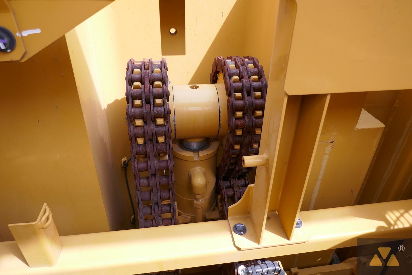 Delta Machinery | Caterpillar 349FL - Counterweight removal device