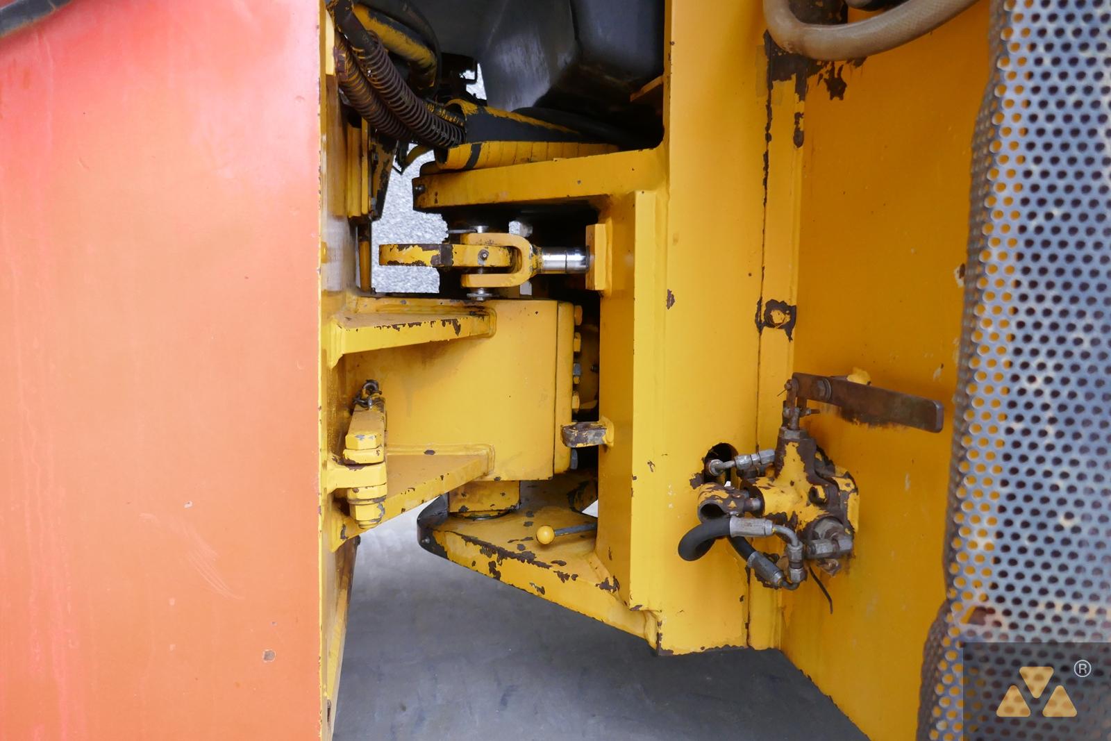 Delta Machinery | Dynapac CS14 - 9,5 Ton Double Drum Roller