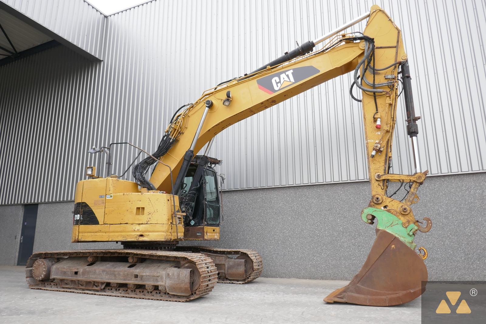Delta Machinery | Caterpillar 321D LCR - Check valves - Hammer lines ...