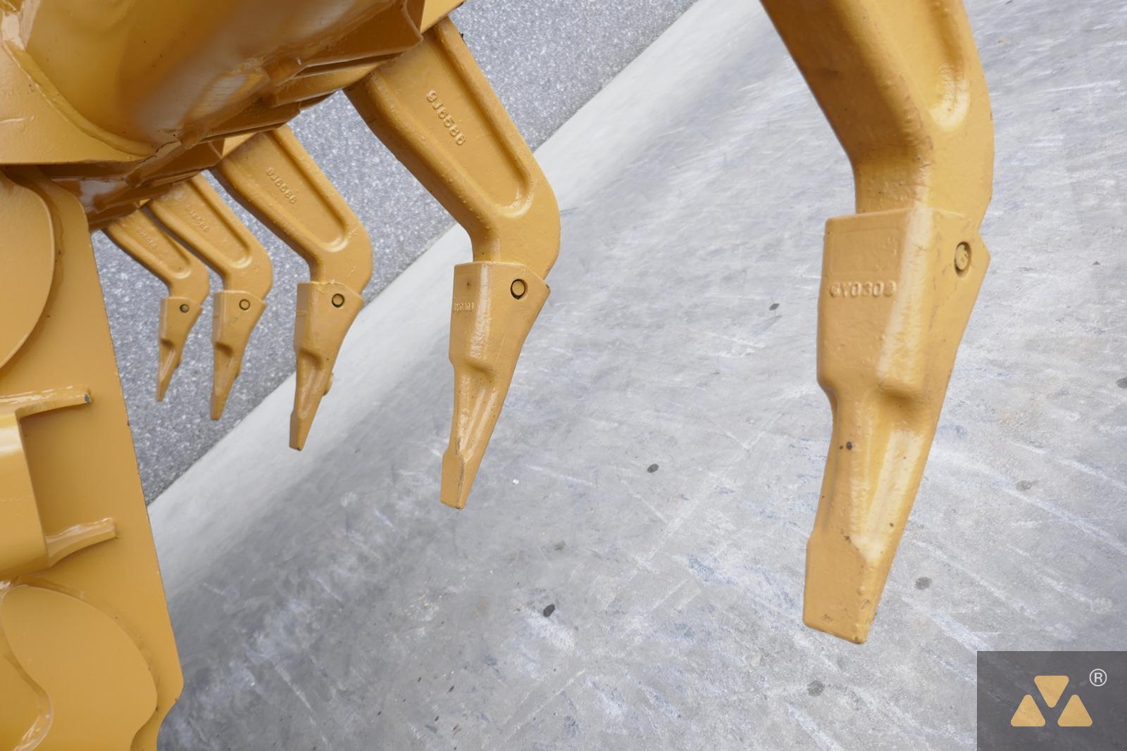 Delta Machinery | Caterpillar 120H - Made in USA - Ripper - Scarifier