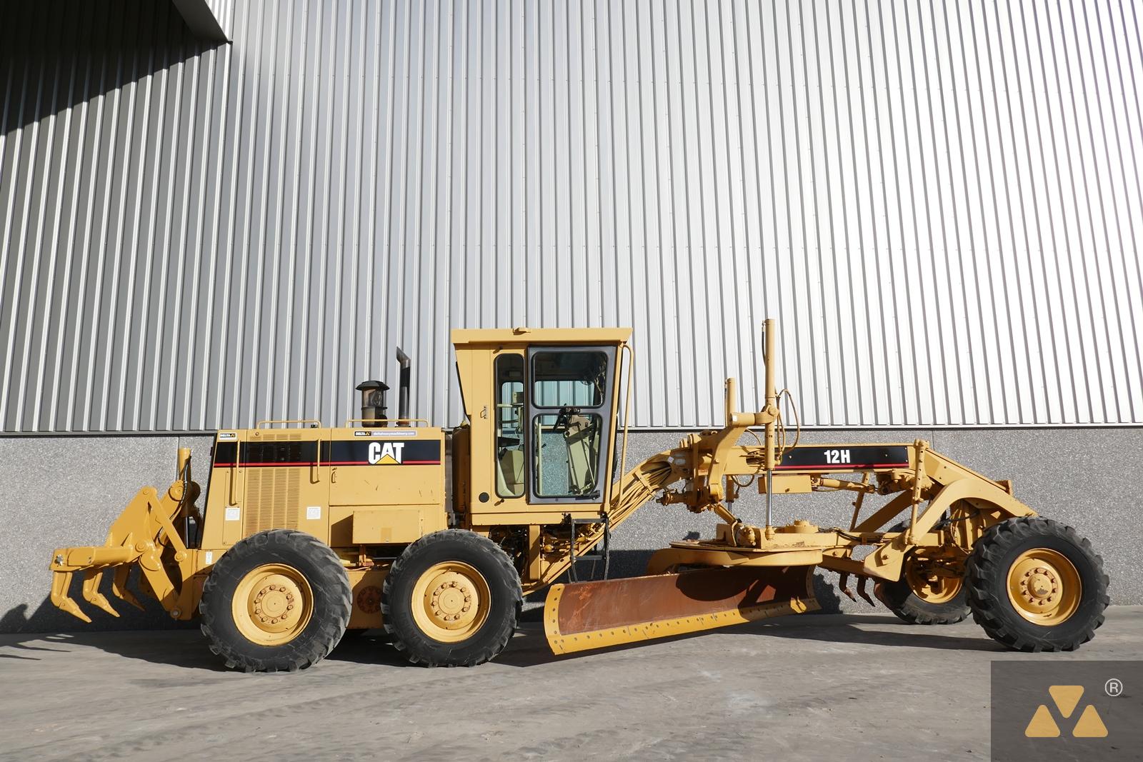 Delta Machinery | Caterpillar 12H Ex-military - Cat 3306DI - Ripper - Airco
