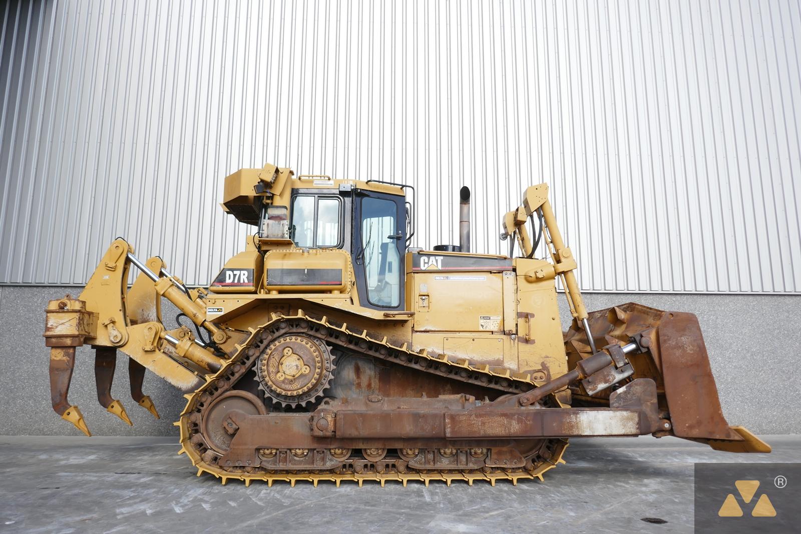 Delta Machinery | Caterpillar D7R Series II - Multi Shank Ripper ...