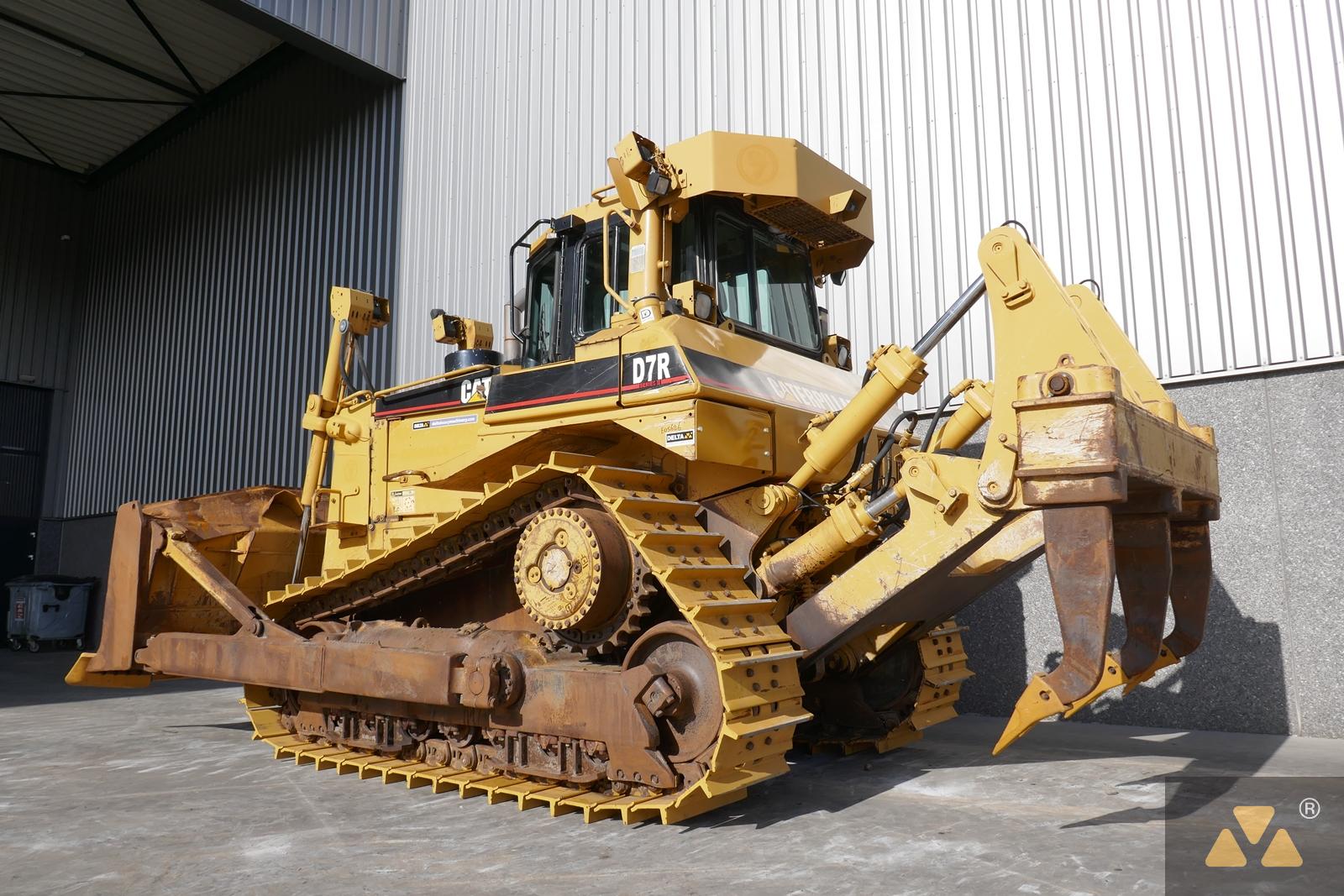 Delta Machinery | Caterpillar D7R Series II - Multi Shank Ripper ...