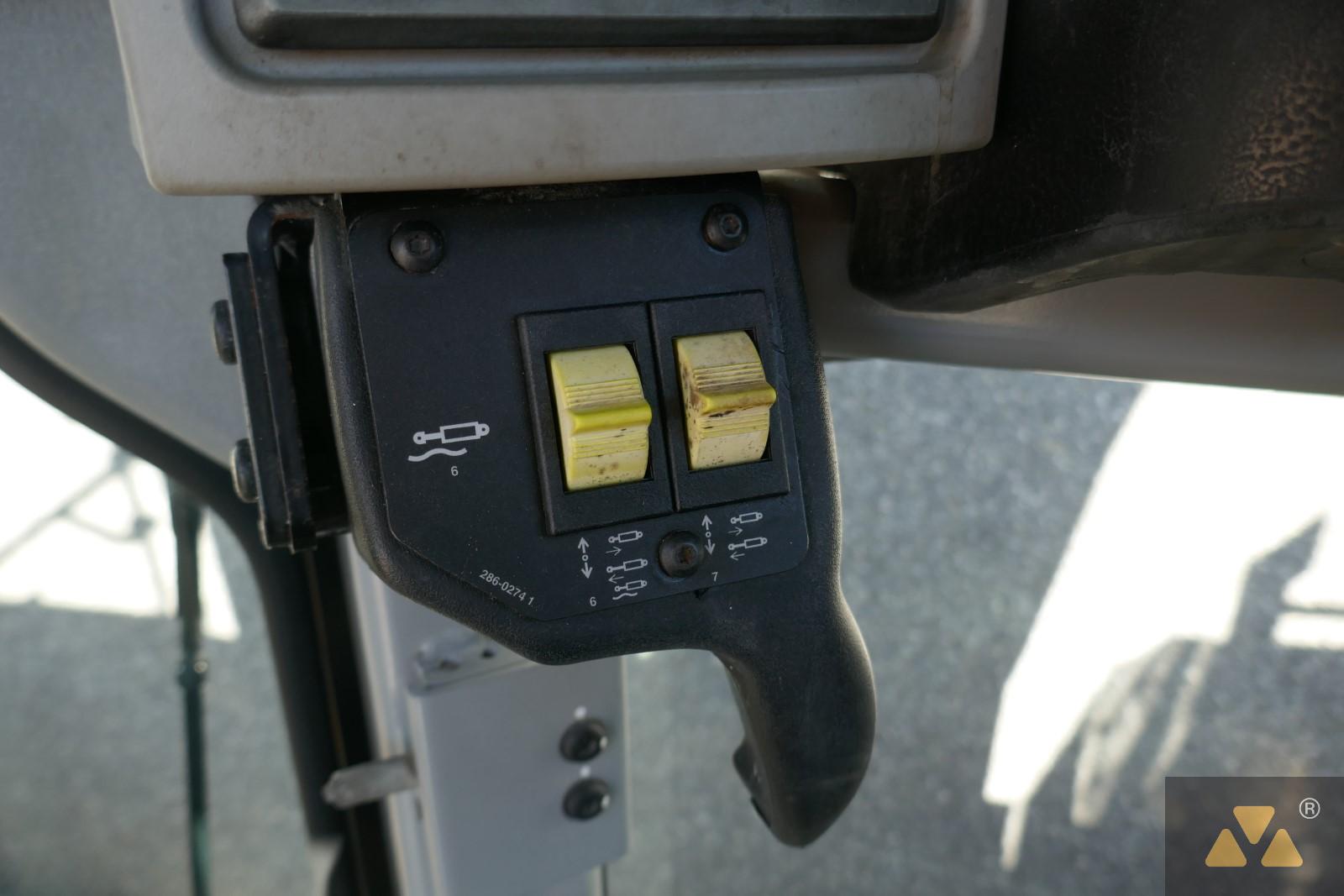 Delta Machinery | Caterpillar 12M - 17.5R25 Tyres - Ripper - Scarifier