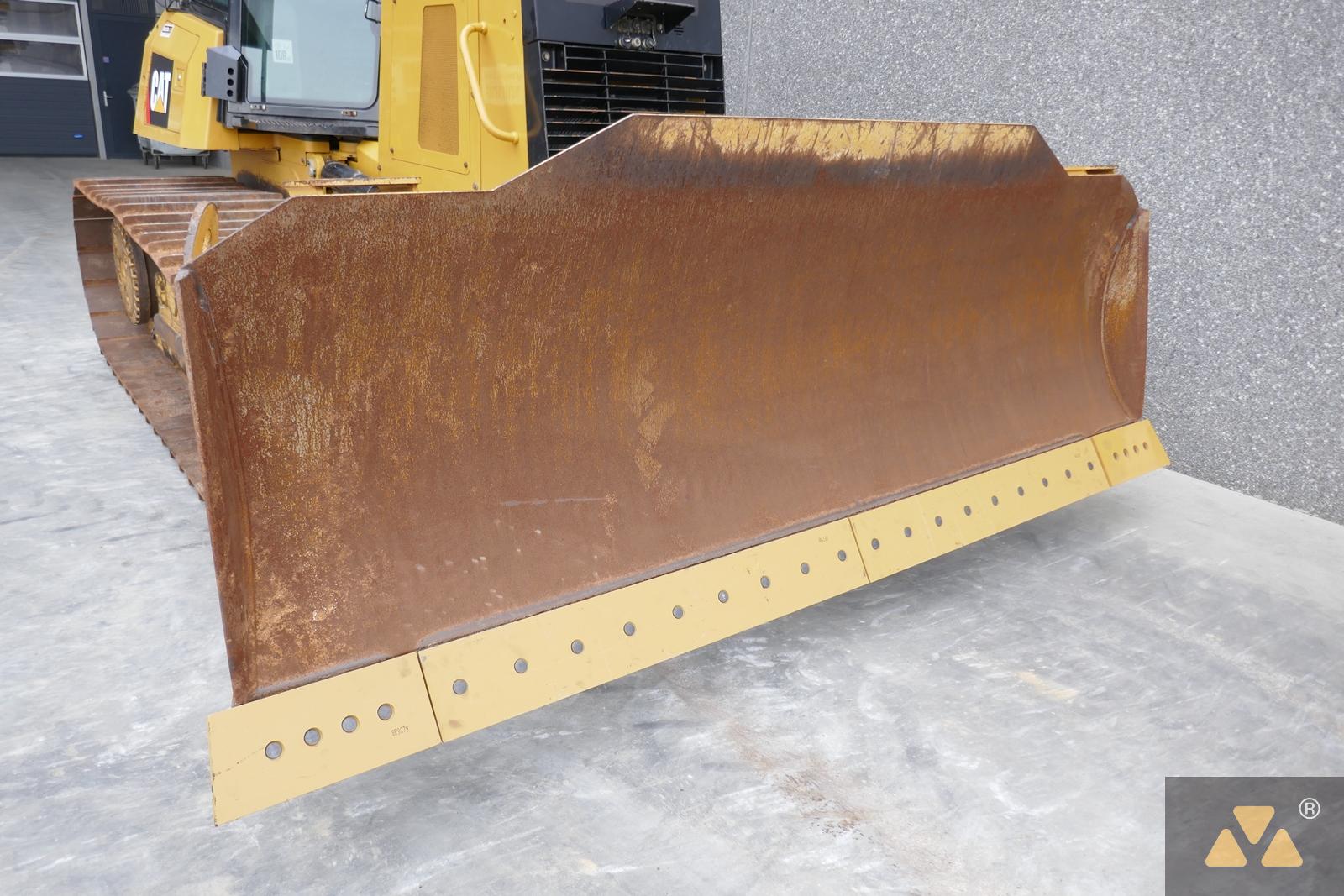 Delta Machinery | Caterpillar D6K2 LGP - VPAT Blade - Cat Grade Control