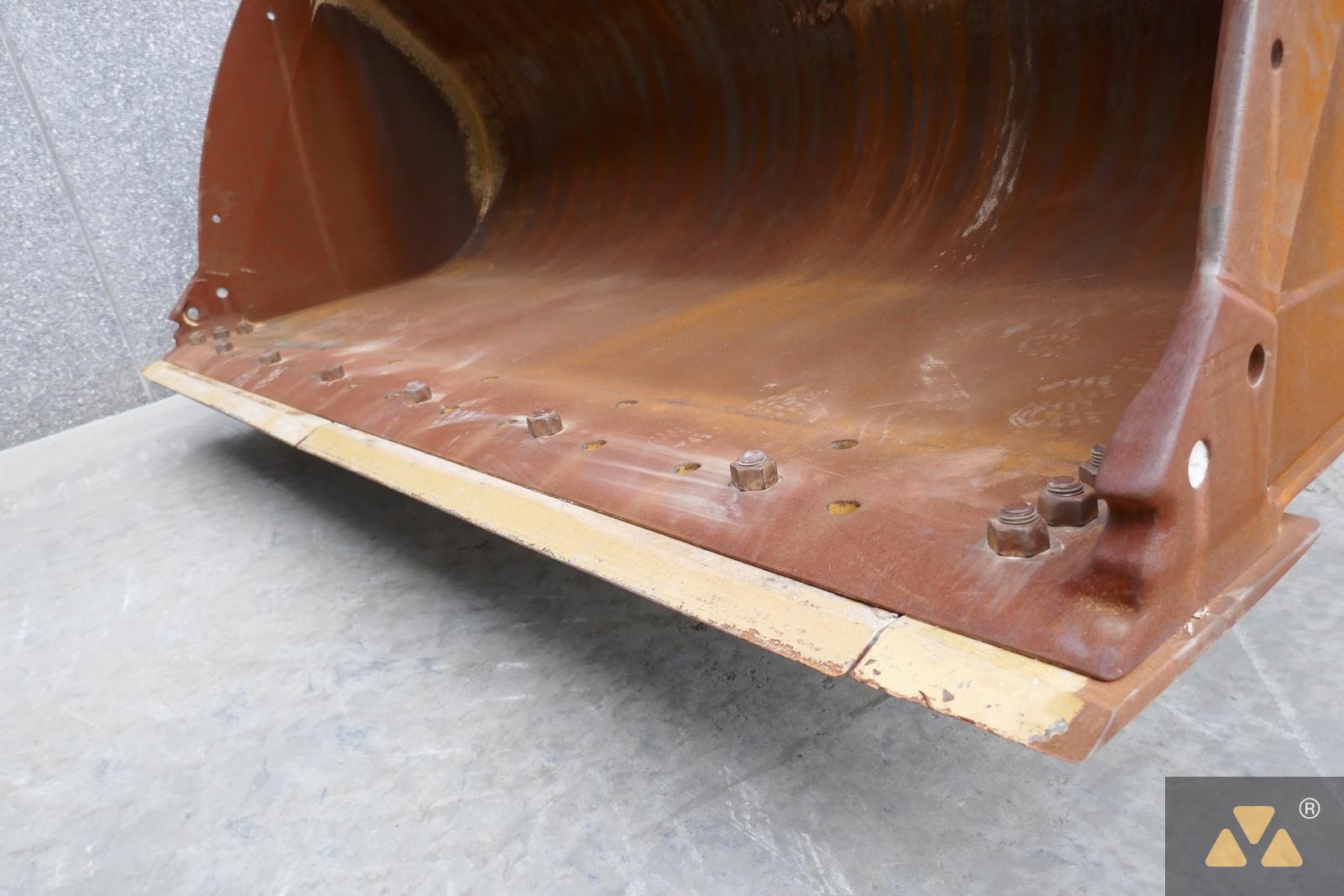 Delta Machinery | Caterpillar 966GC - Full steer - Cat Payload - Low hours!