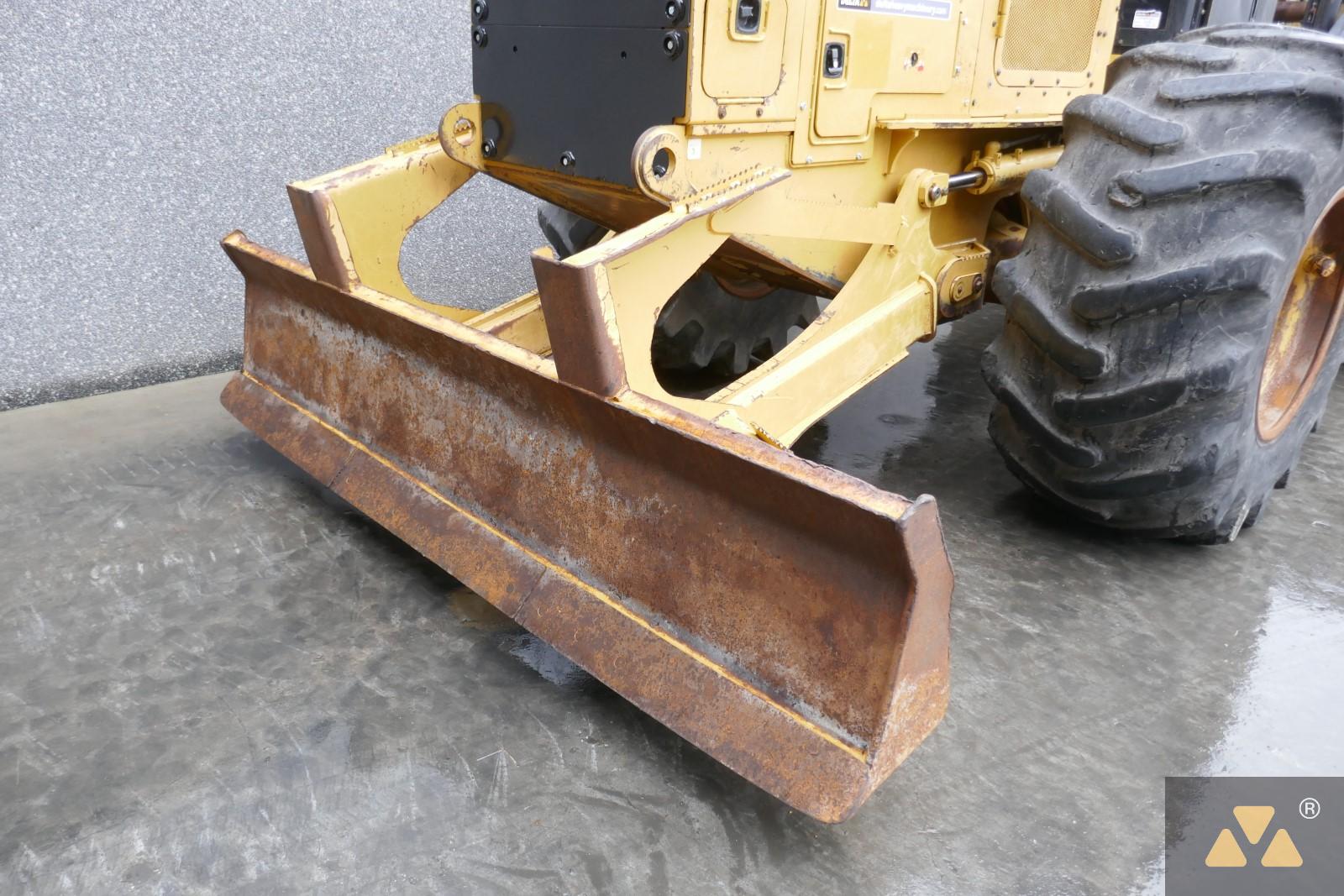 Delta Machinery | Caterpillar 525D - Dual arch grapple - Winch - Dozer ...