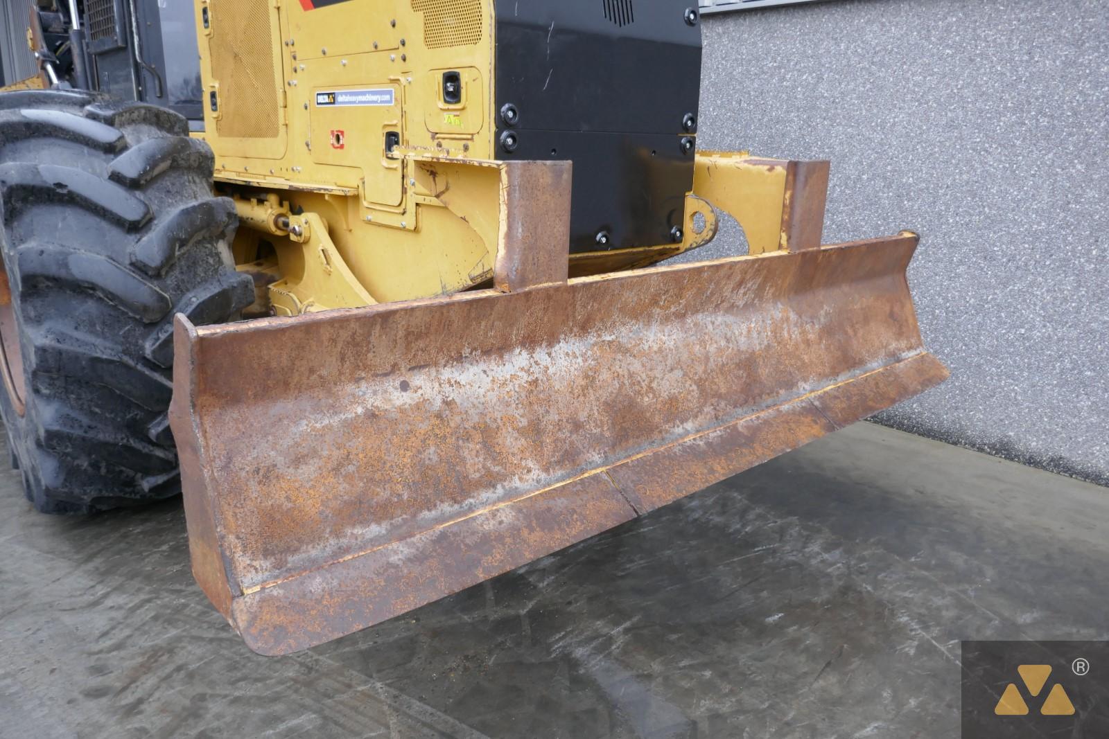 Delta Machinery | Caterpillar 525D - Dual arch grapple - Winch - Dozer ...