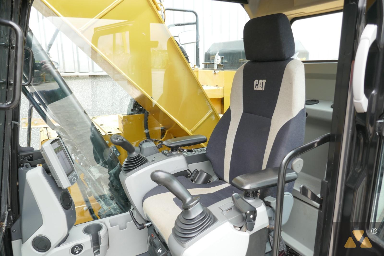 Delta Machinery | Caterpillar 325F LCR - FOPS - Hammer lines - EPA/CE