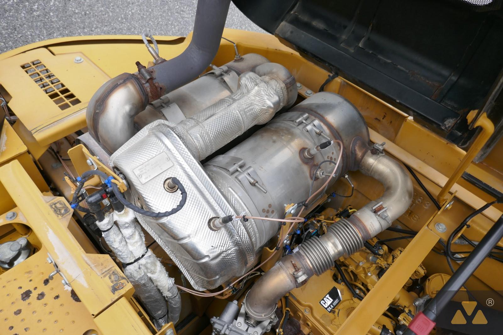 Delta Machinery | Caterpillar 325F LCR - FOPS - Hammer lines - EPA/CE