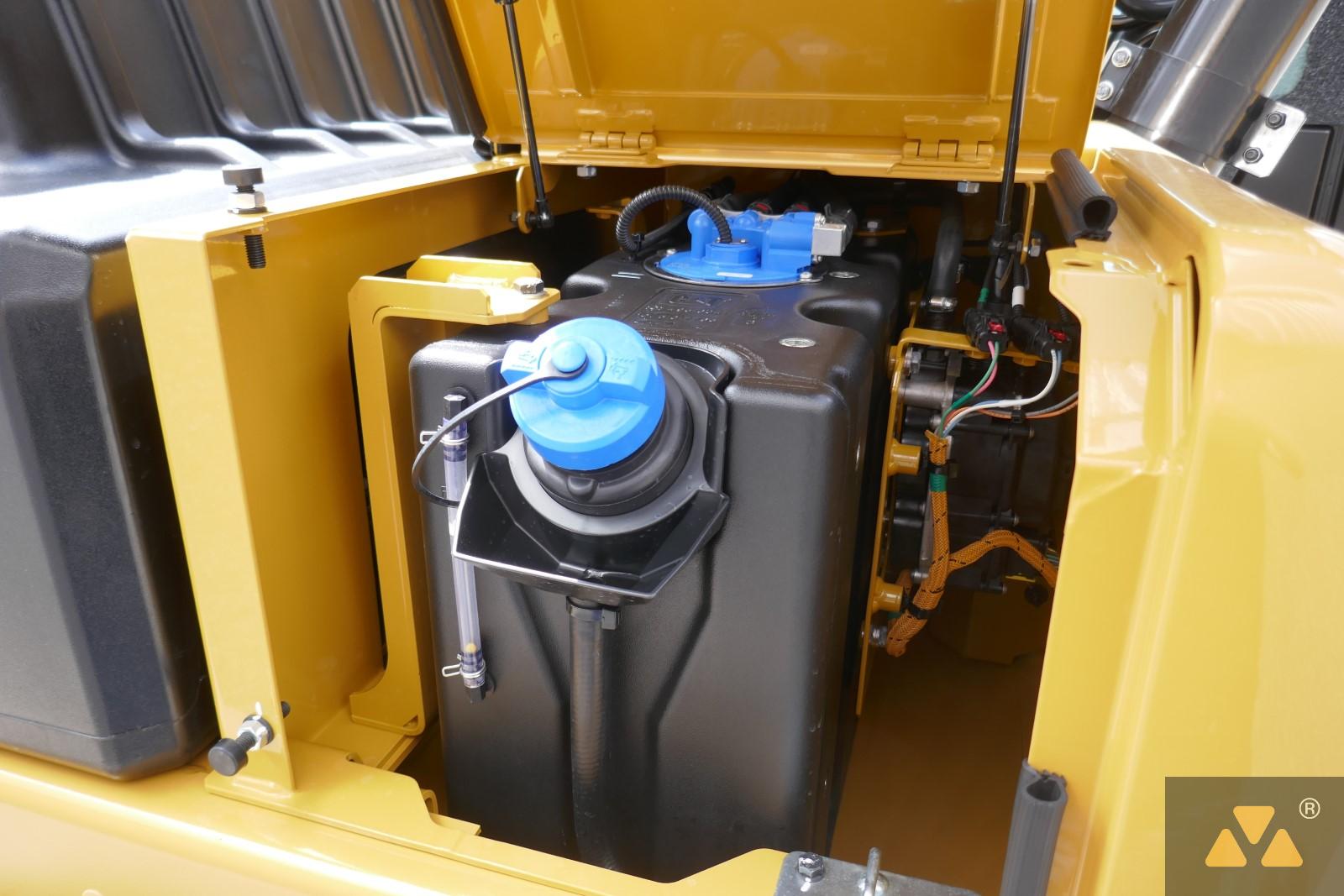 Delta Machinery | Caterpillar 320GC - NEW - EPA/CE - Hammer lines