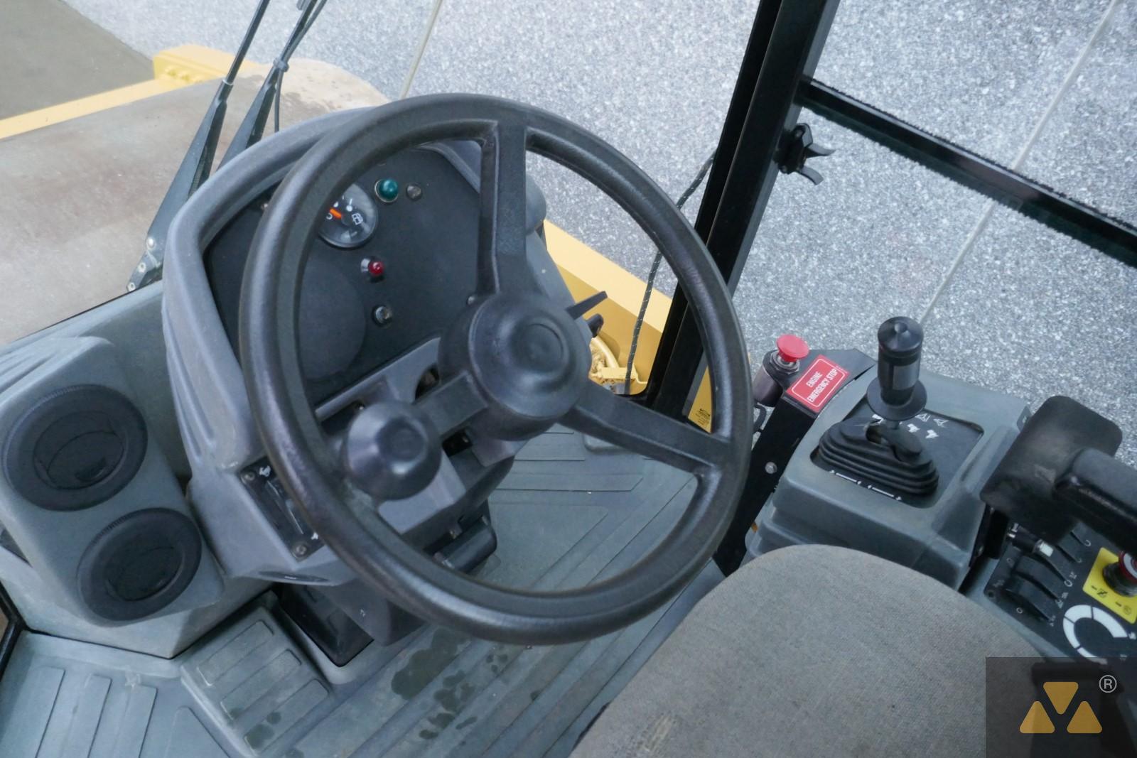 Delta Machinery | Caterpillar CS76 XT - 18,800 Kg Operating weight - Airco