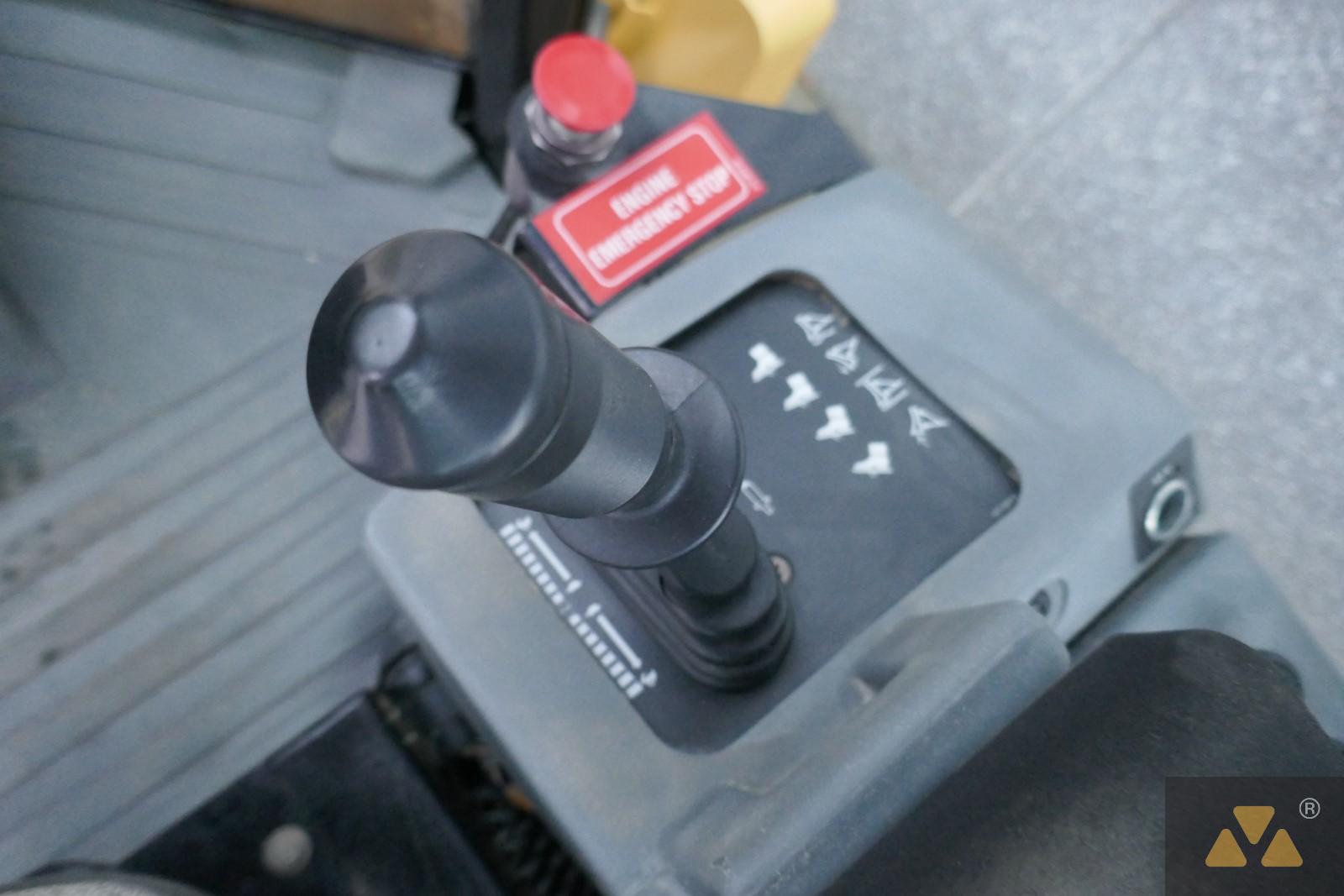 Delta Machinery | Caterpillar CS76 XT - 18,800 Kg Operating weight - Airco