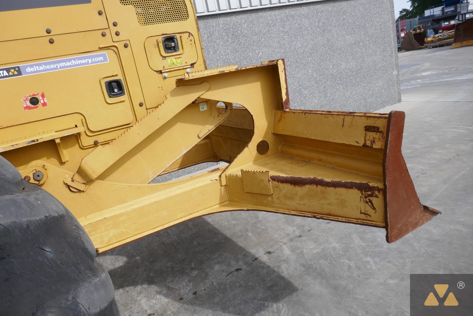 Delta Machinery | Caterpillar 545D - Dual arch grapple - Winch - Dozer ...