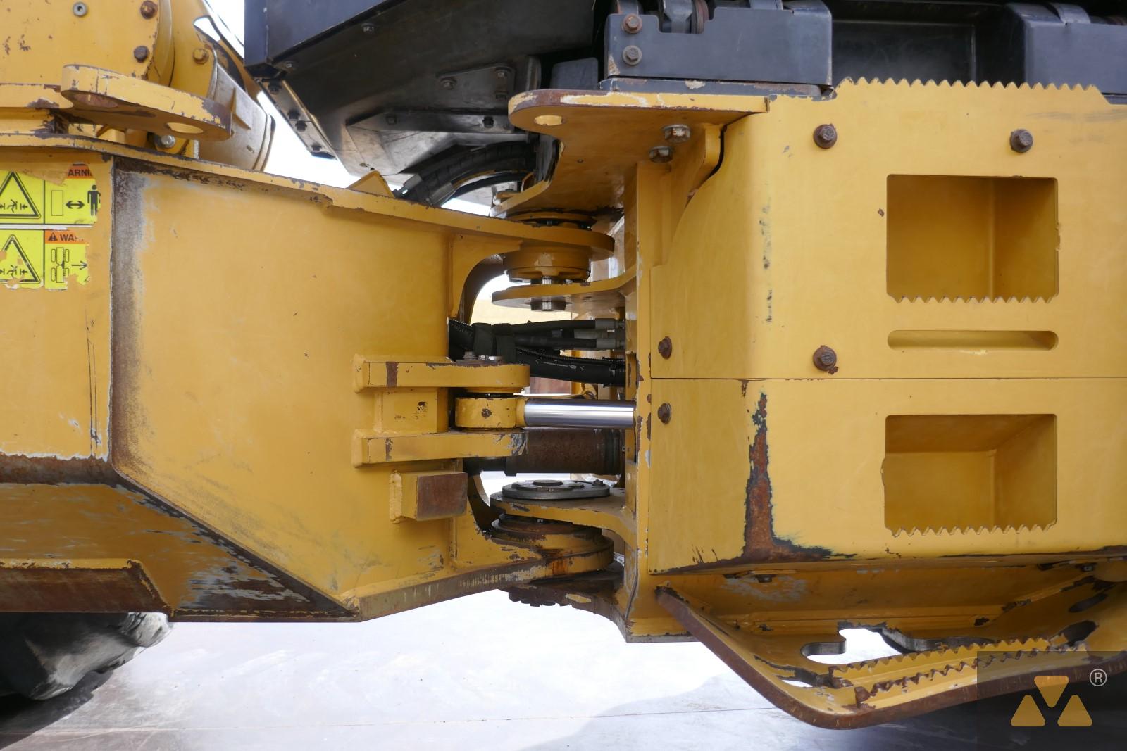 Delta Machinery | Caterpillar 545D - Dual arch grapple - Winch - Dozer ...