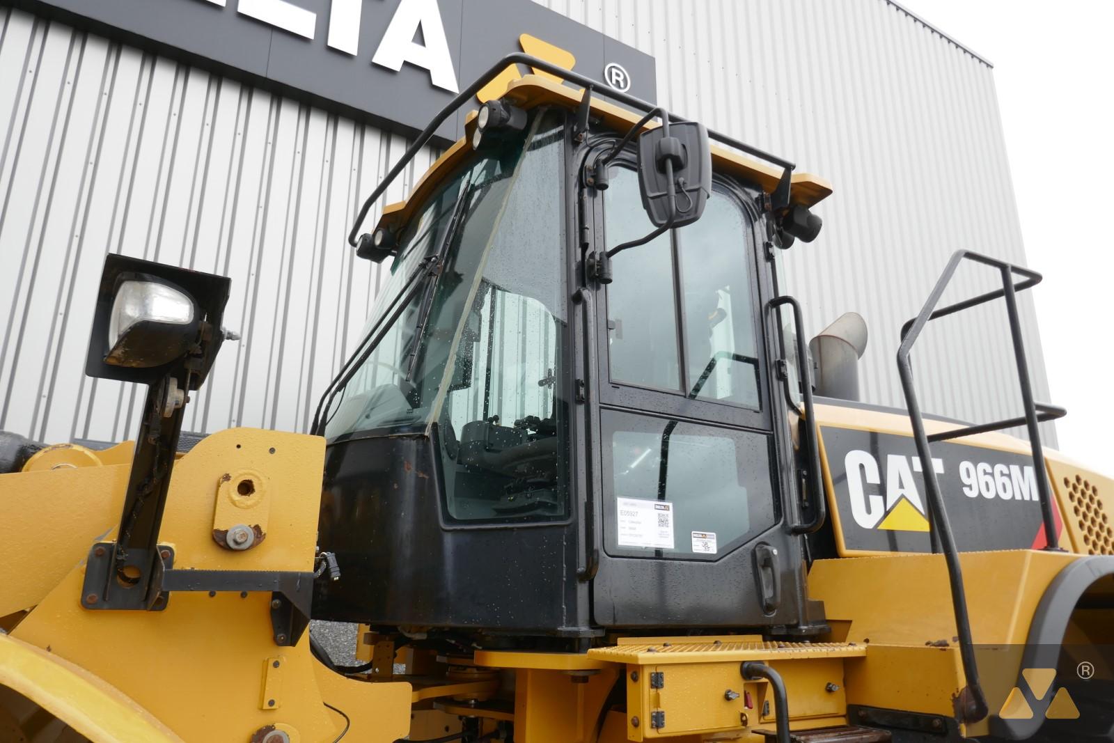 Delta Machinery | Caterpillar 966M - Made in Belgium - Central grease ...