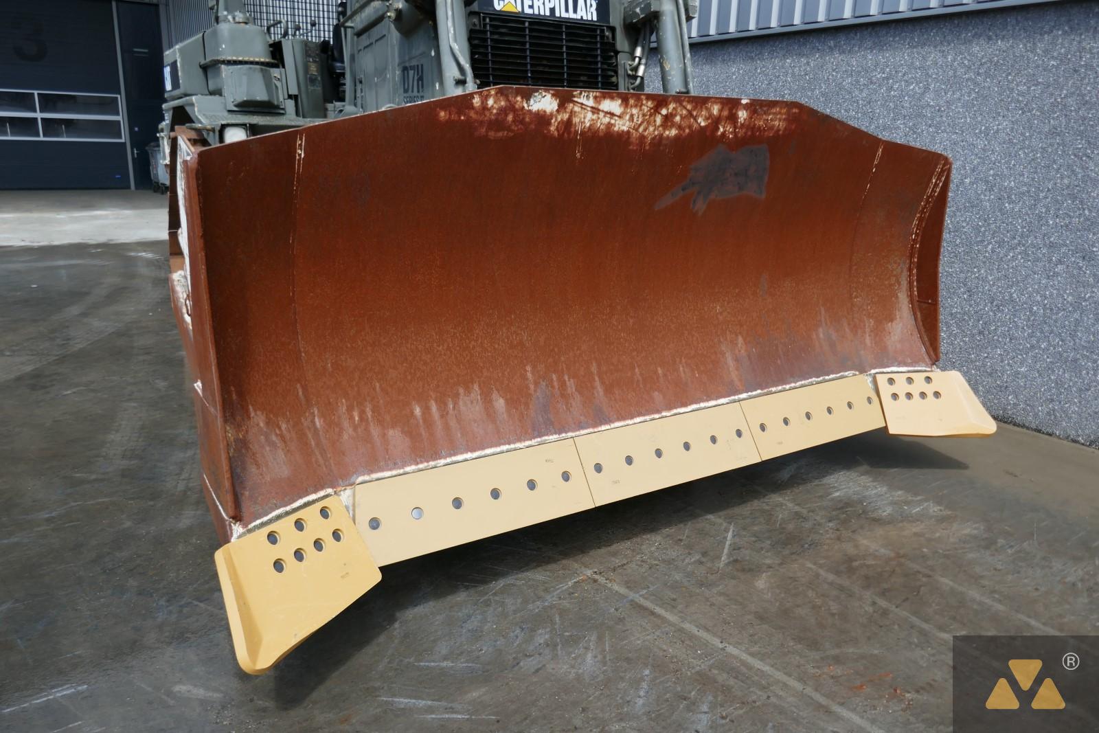 Delta Machinery | Caterpillar D7H II Ex-army - Non-electronic Cat ...