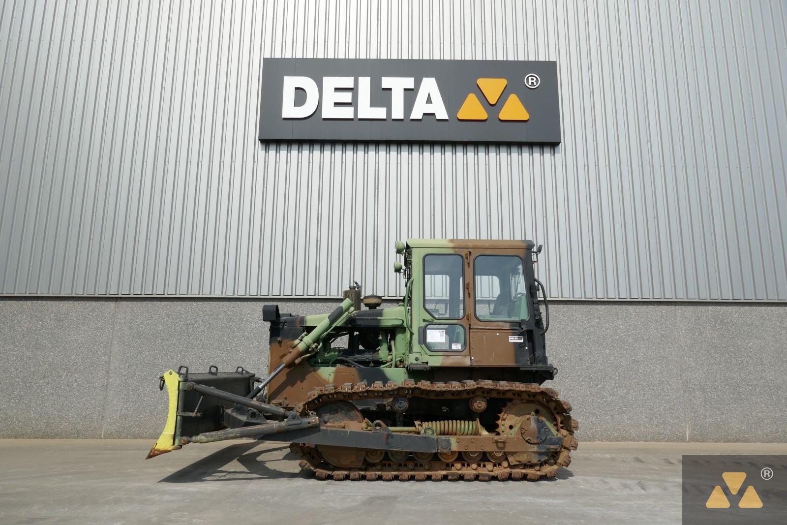 Delta Machinery | Caterpillar D5B Ex-army - Fully mechanical - Low Hours!