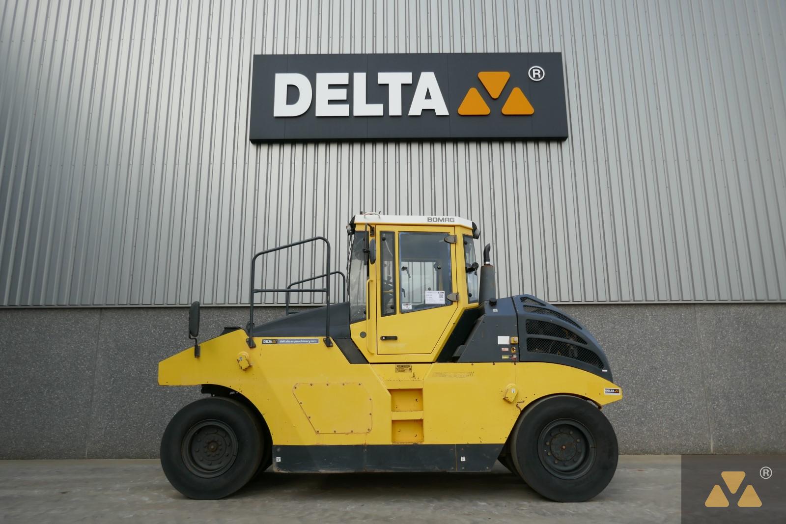 Delta Machinery | Bomag BW25RH - Max mass weight 25,000 Kg - Low hours!