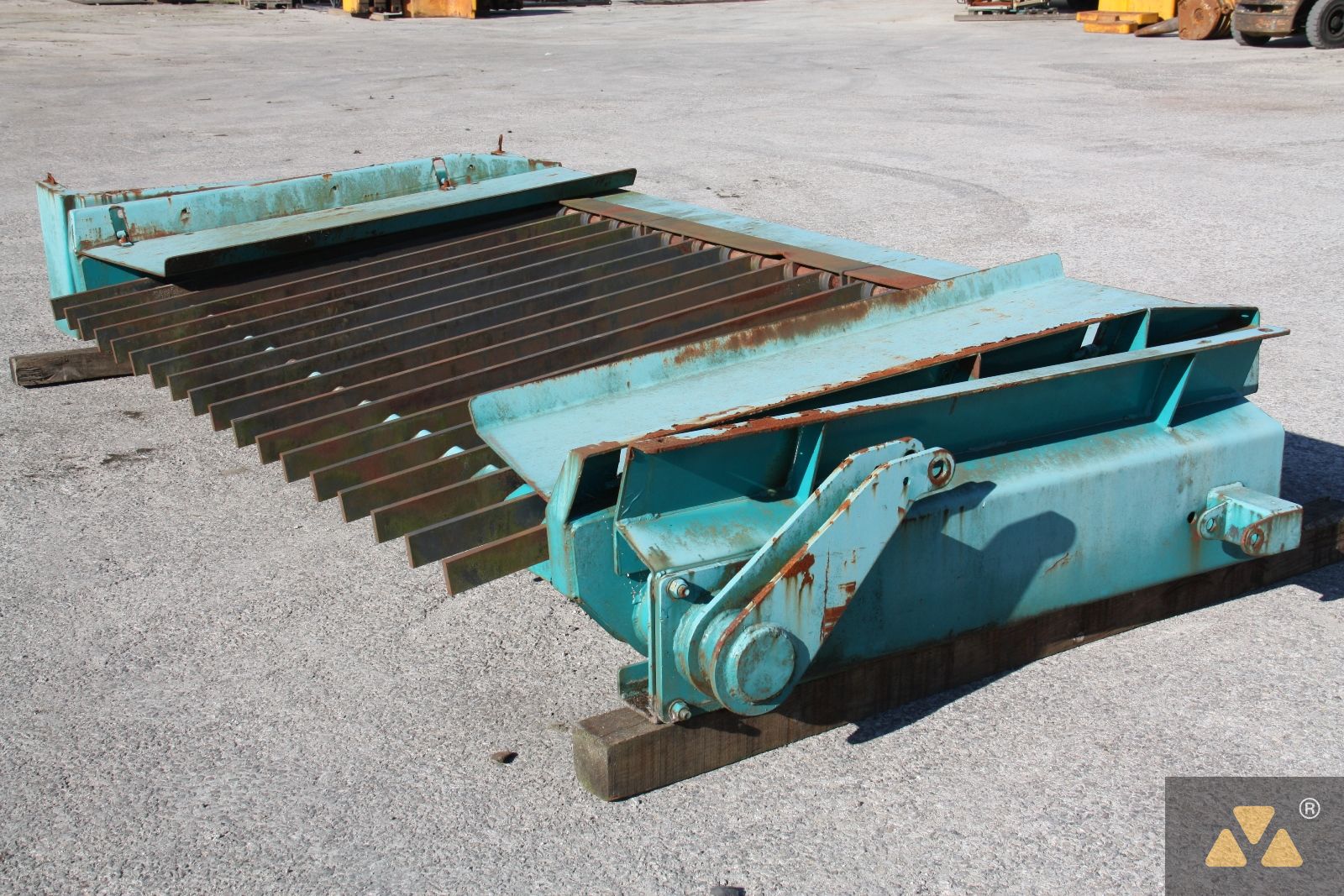 Delta Machinery | Powerscreen Tipping grid