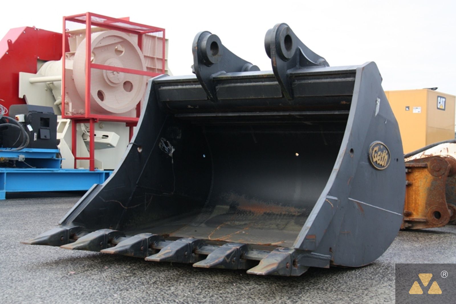Delta Machinery | Geith Bucket 72 inch (1.83)