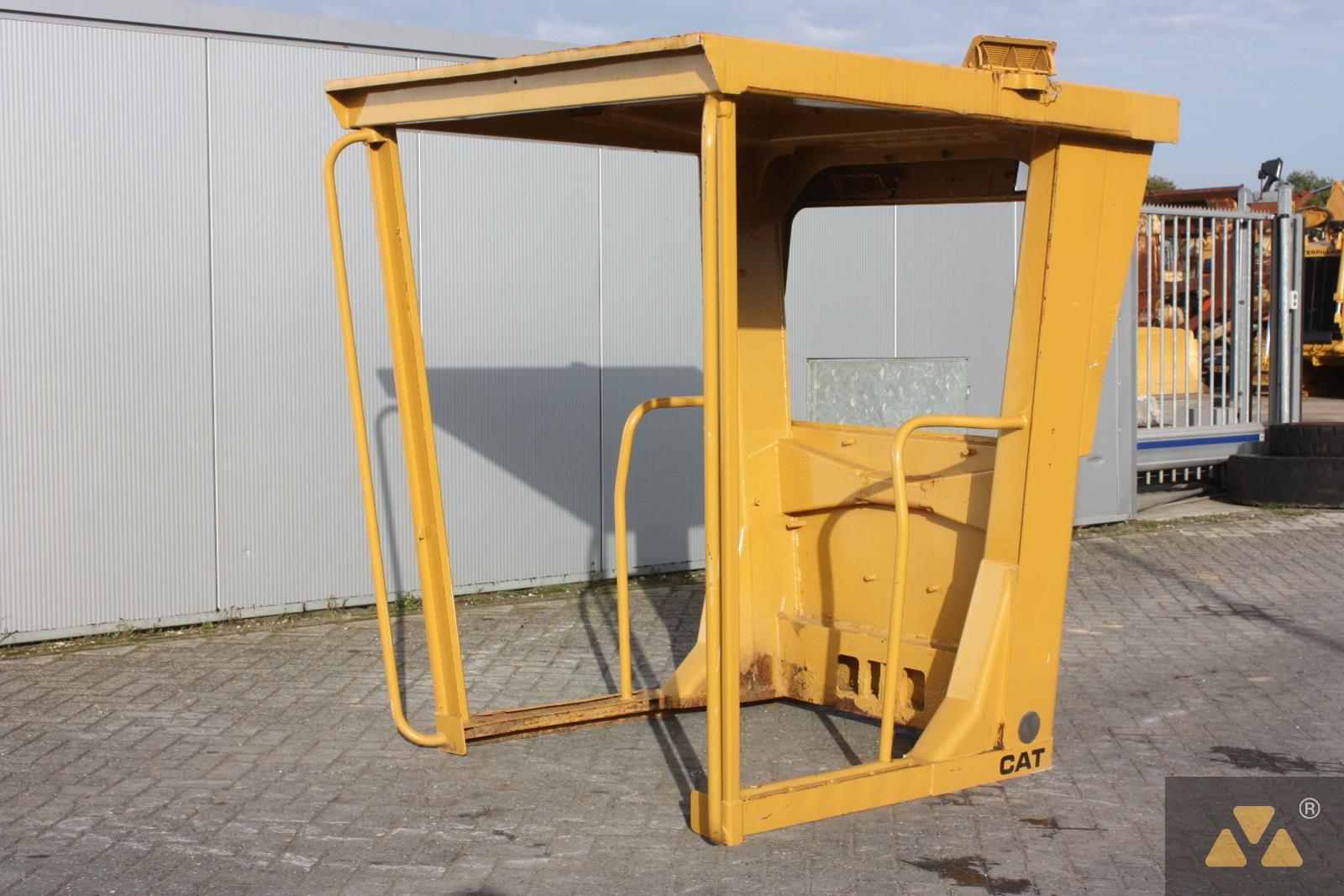 Delta Machinery | Caterpillar O-rops cab 140H