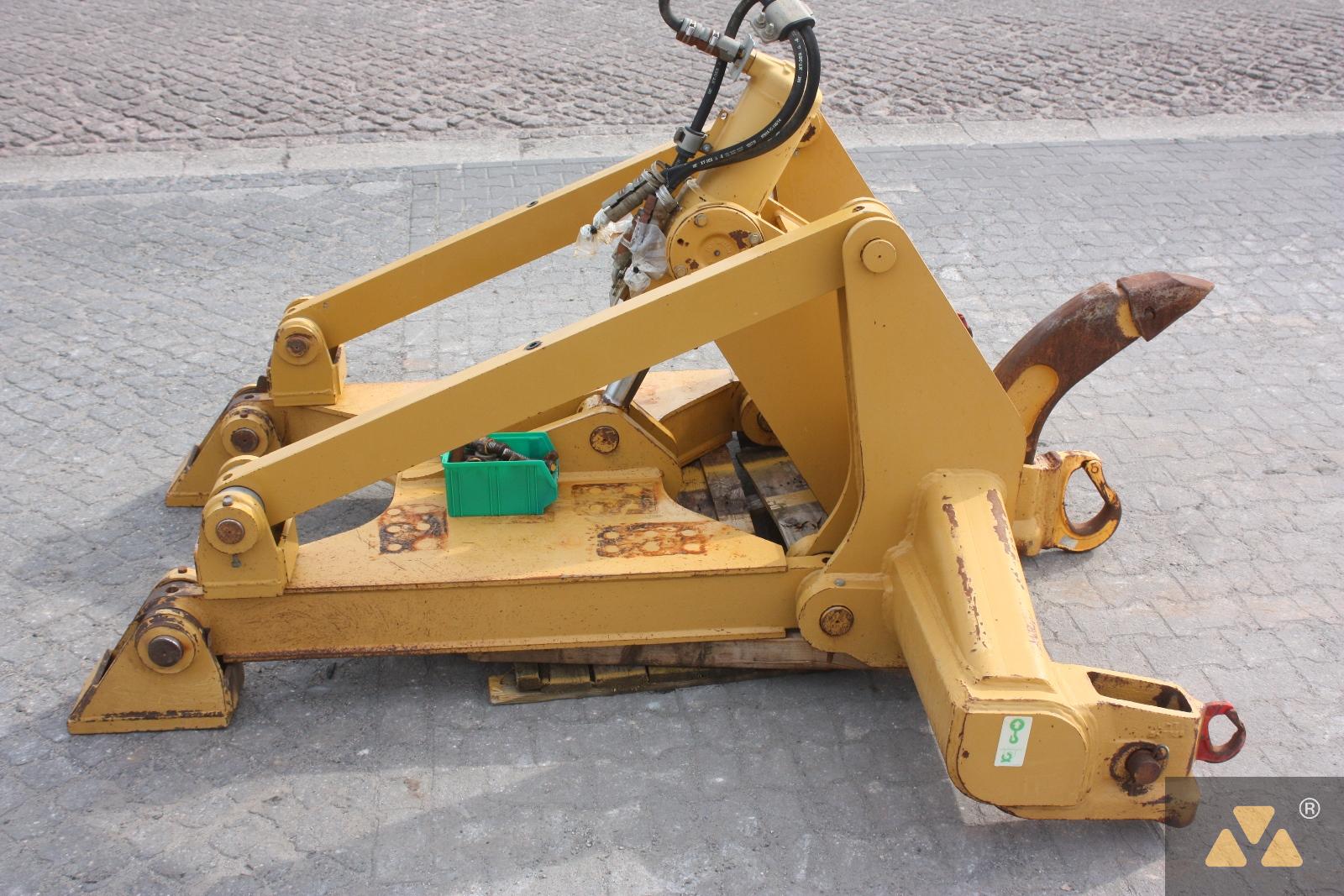 Delta Machinery | Caterpillar D6T Ripper