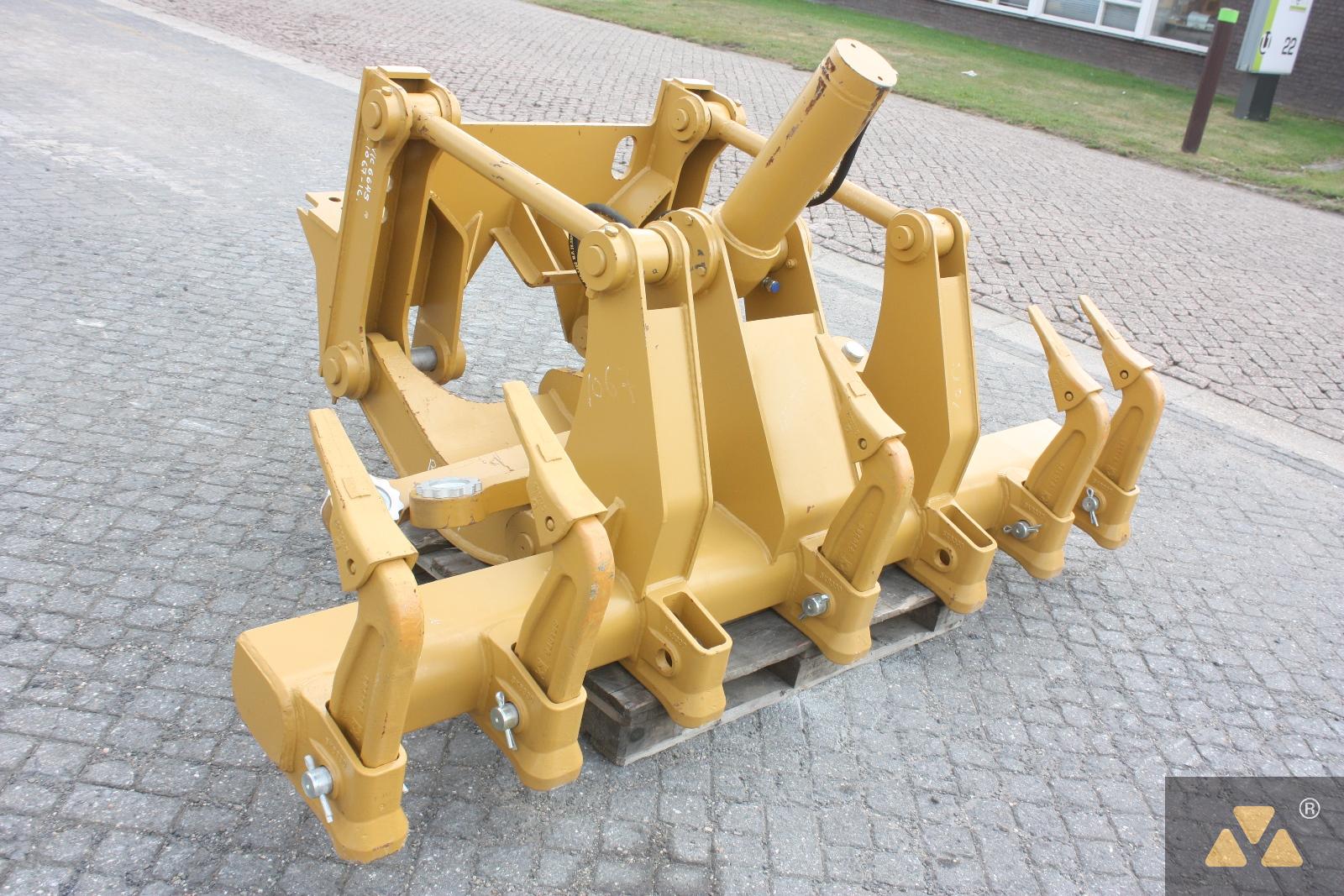 Delta Machinery | Caterpillar 14H Ripper - New