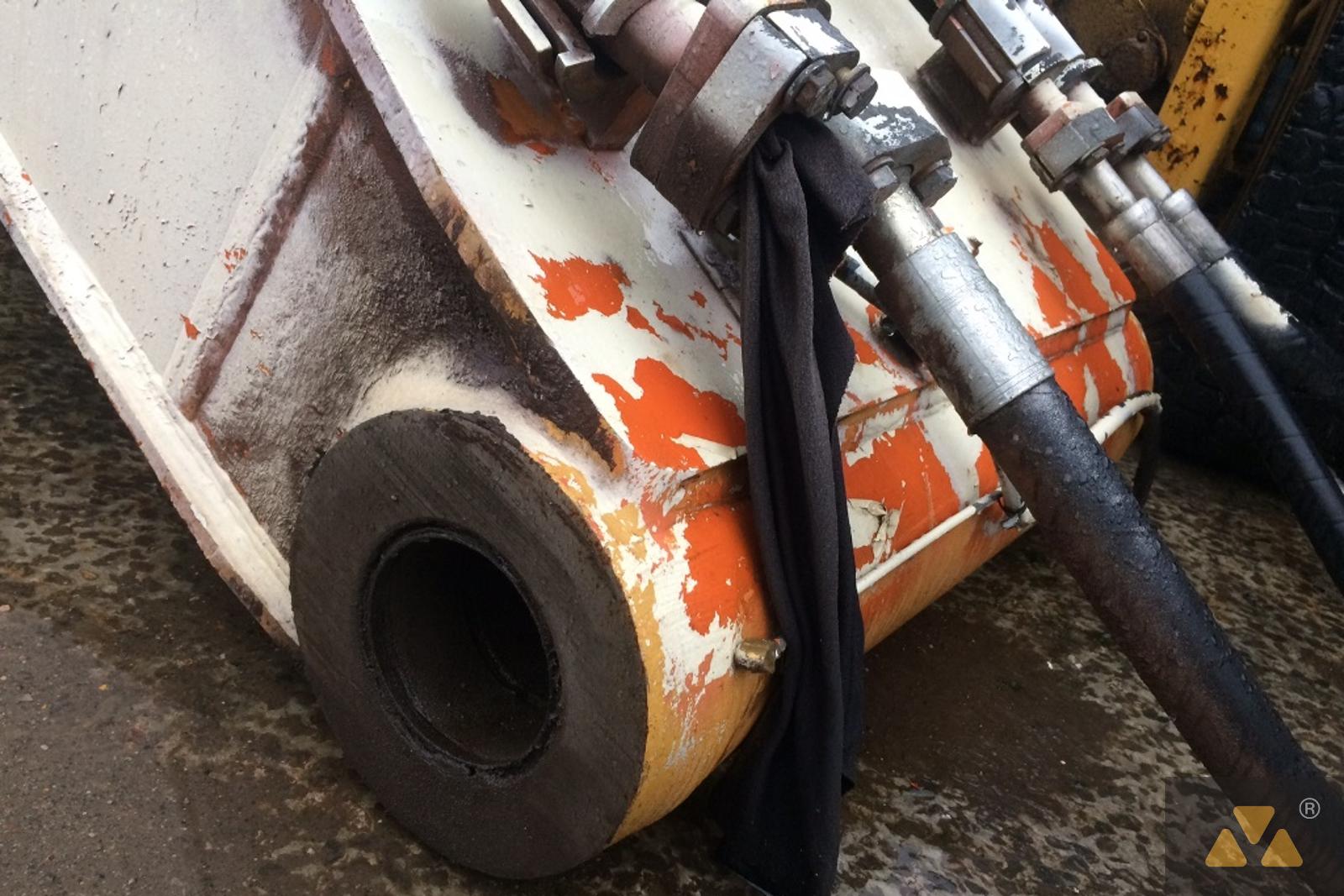 Delta Machinery | Caterpillar Boom 330D