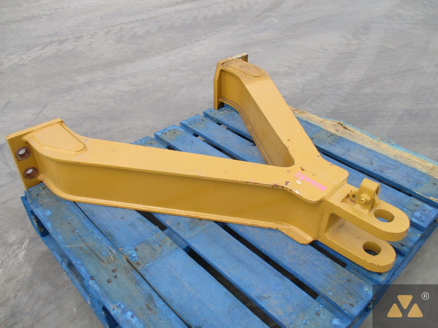 Delta Machinery | Caterpillar D6 Drawbar