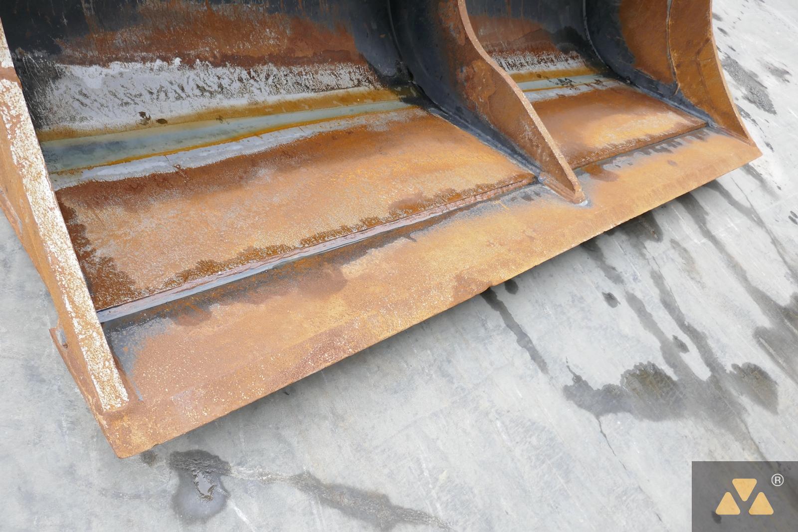 Delta Machinery | R&M Cat 336 Bucket