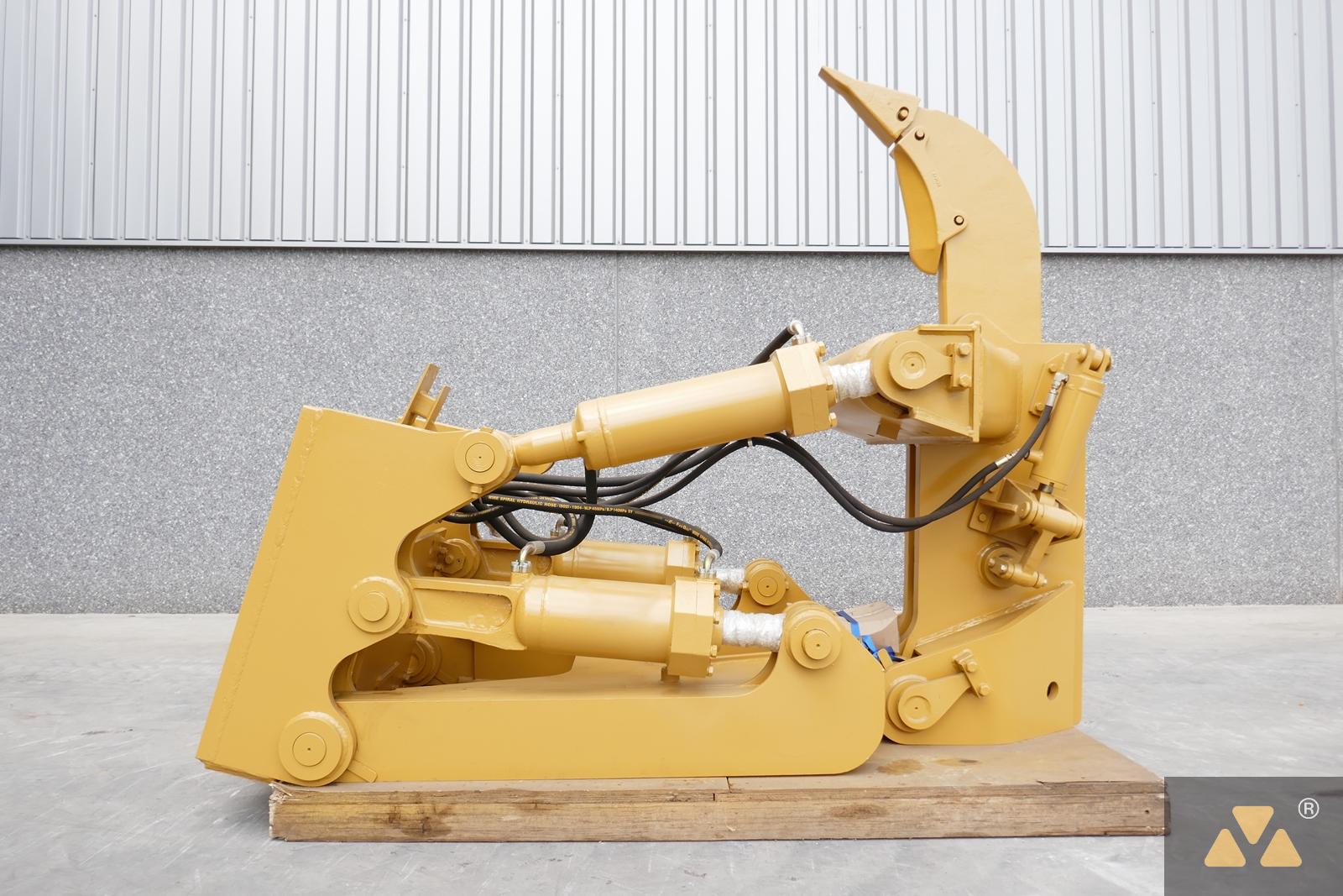 Delta Machinery | Caterpillar Ripper D8T - New