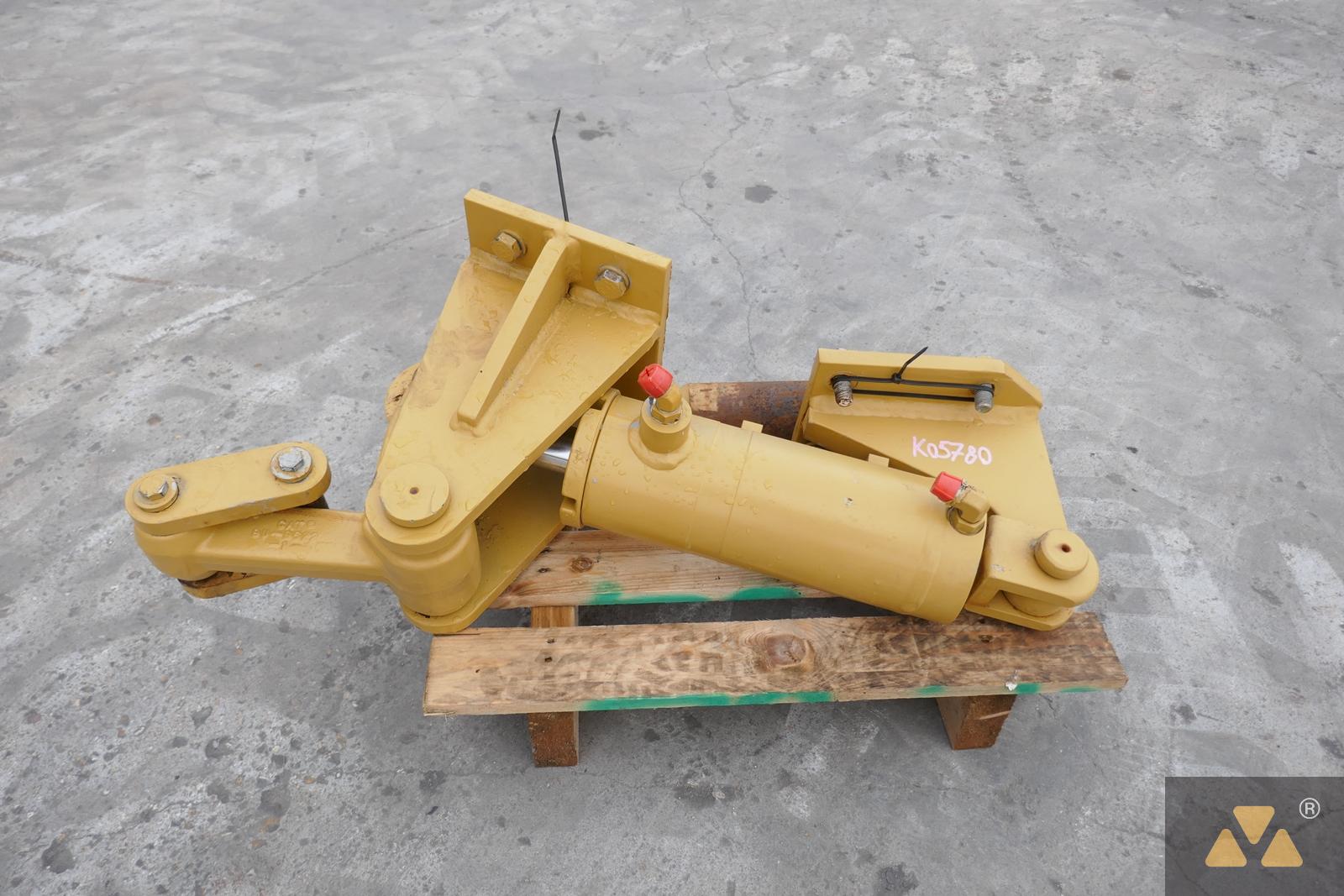 Delta Machinery | Caterpillar Pin puller D8T
