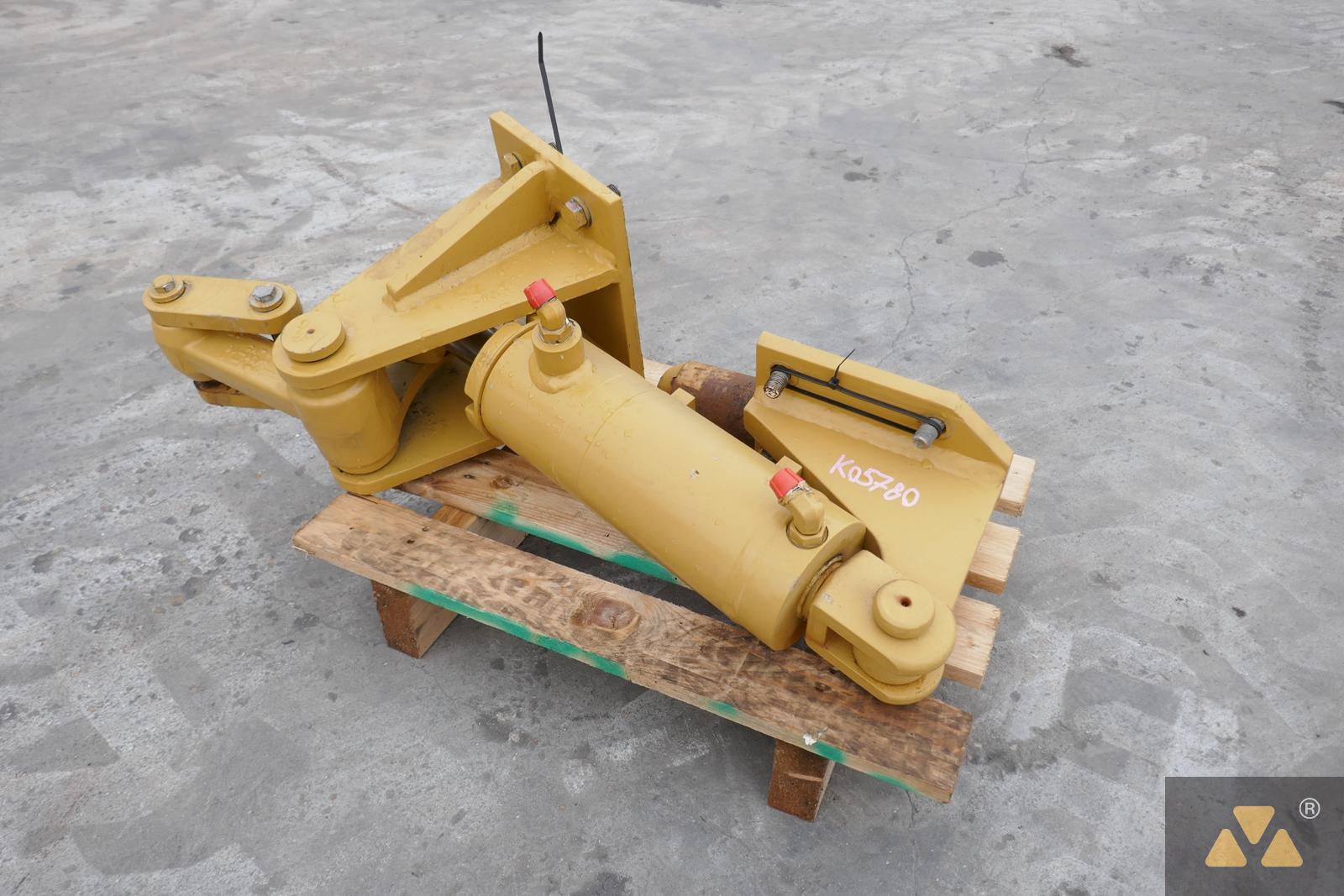 Delta Machinery | Caterpillar Pin puller D8T