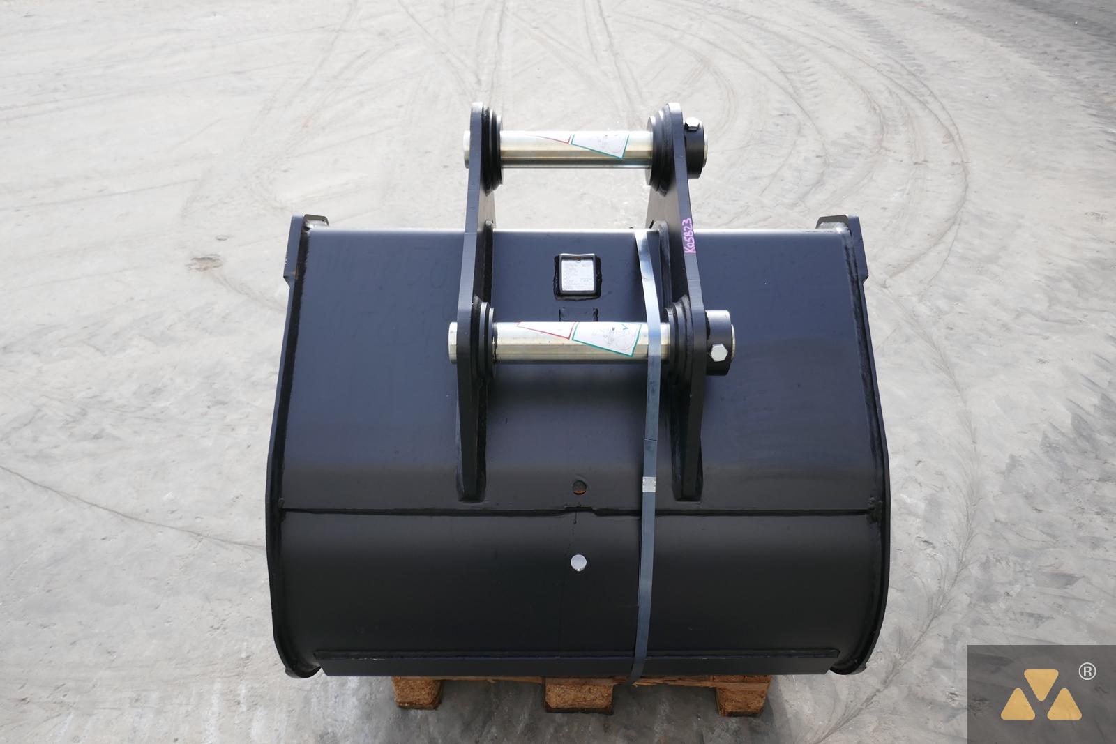 Delta Machinery | Geith Bucket 42" - NEW - 12-18 Ton excavator