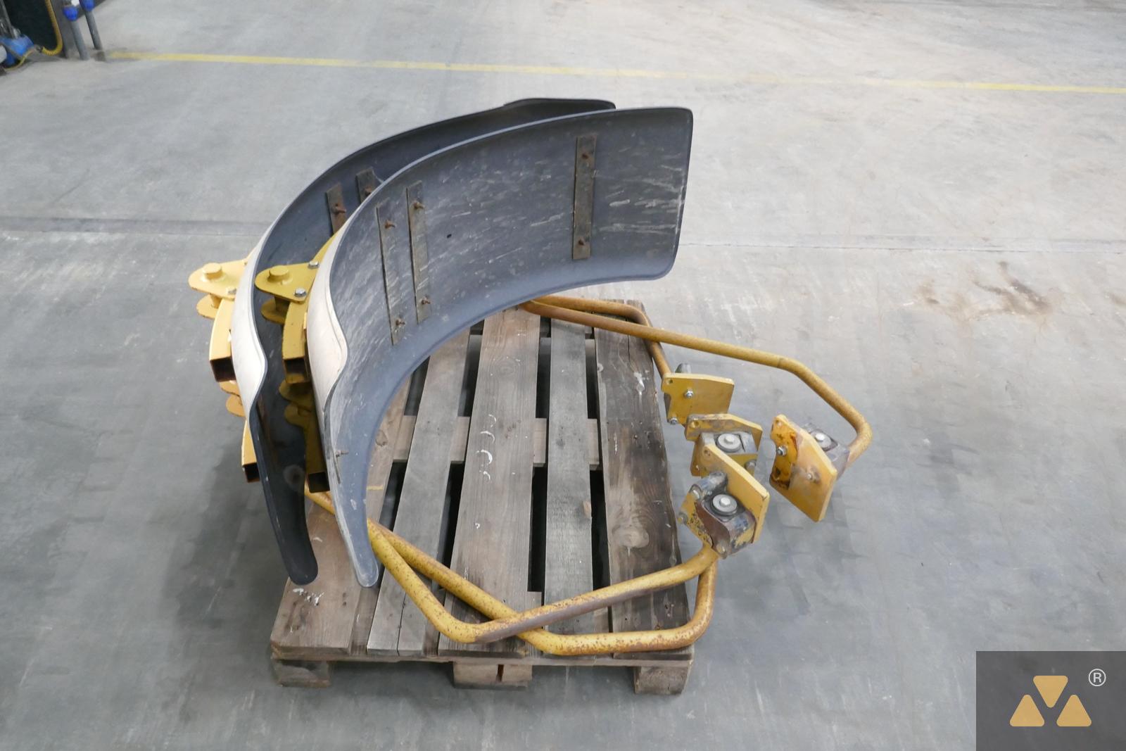 Delta Machinery | Caterpillar 140M Front fender set