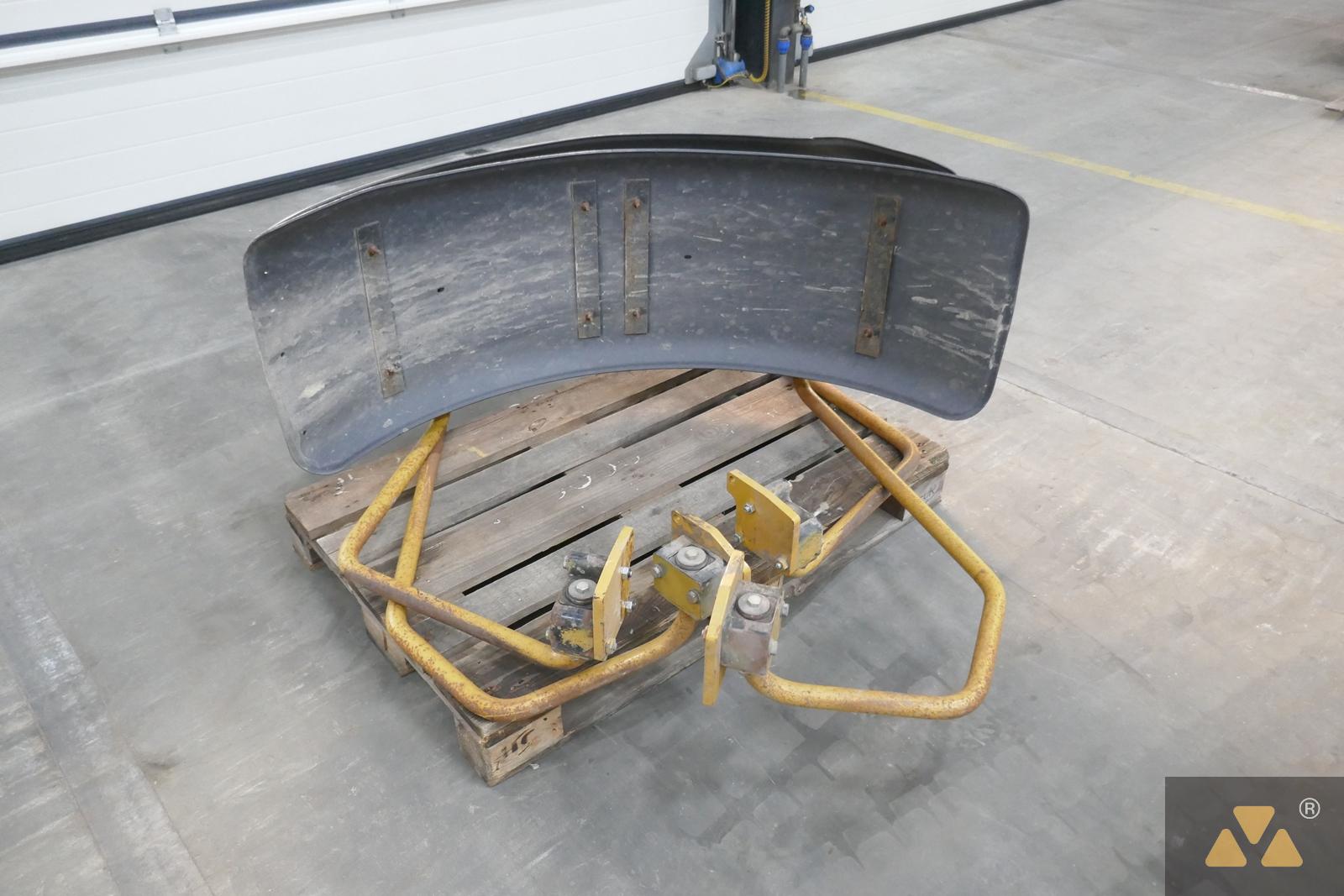 Delta Machinery | Caterpillar 140M Front fender set