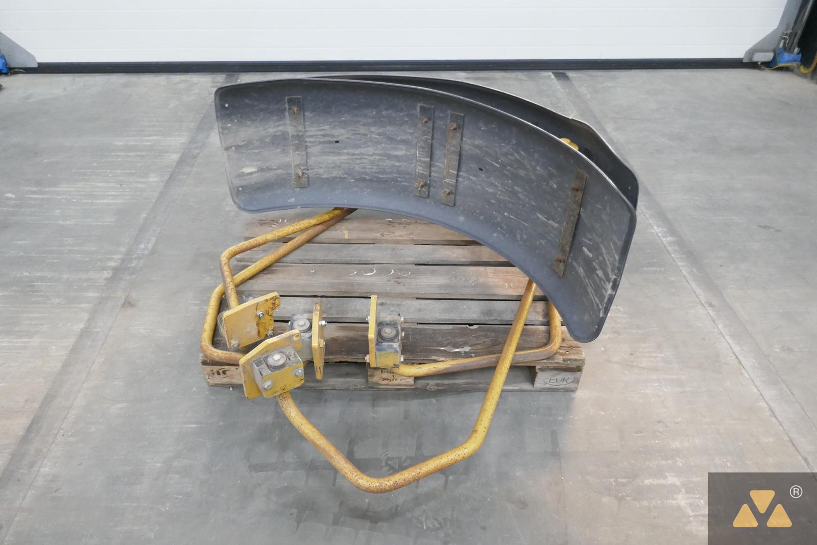 Delta Machinery | Caterpillar 140M Front fender set