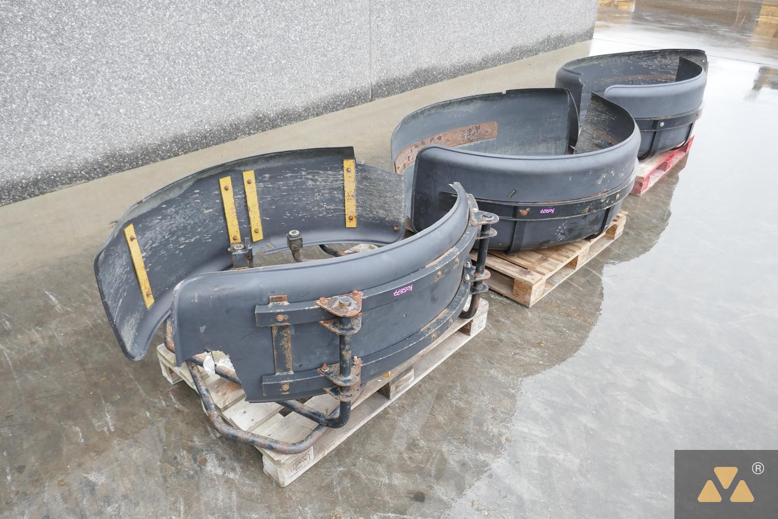 Delta Machinery | Caterpillar 140M Fender set